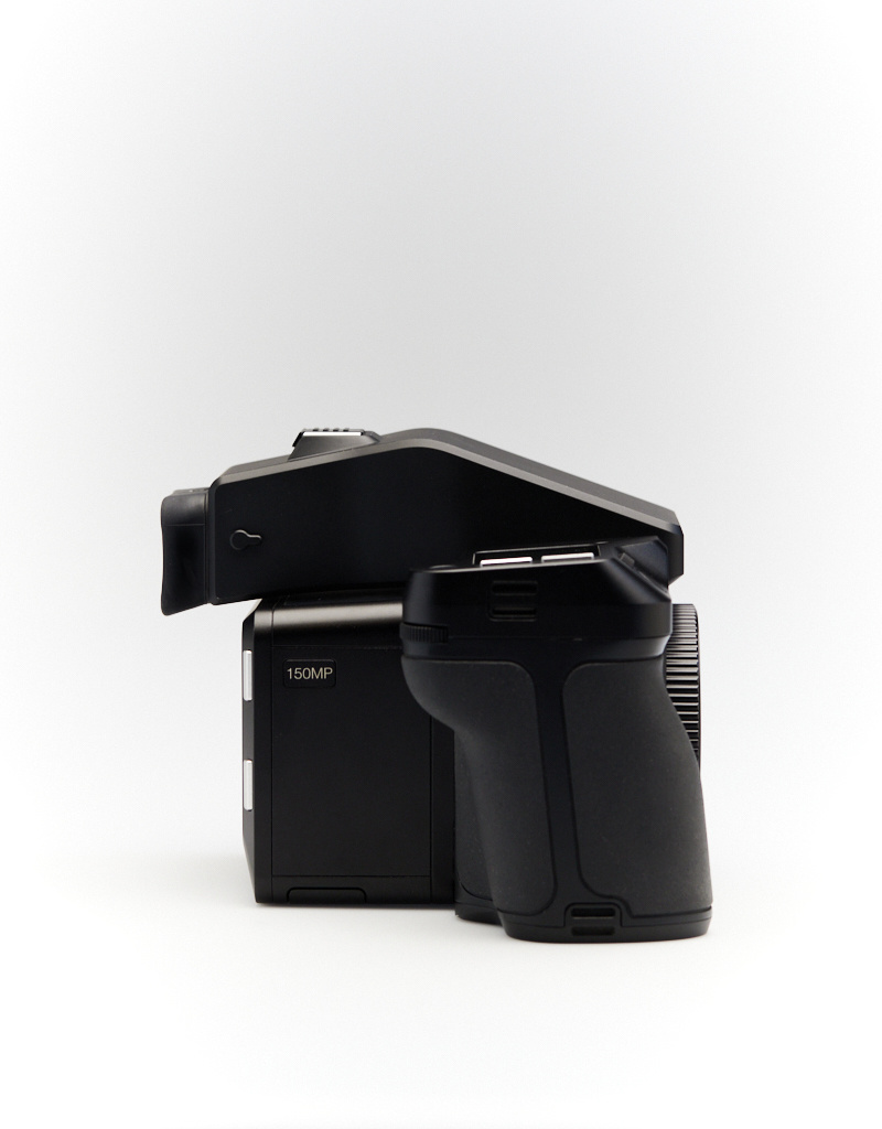 Phase One XF Camera Body with prism viewfinder, IQ4 150MP Achromatic ...