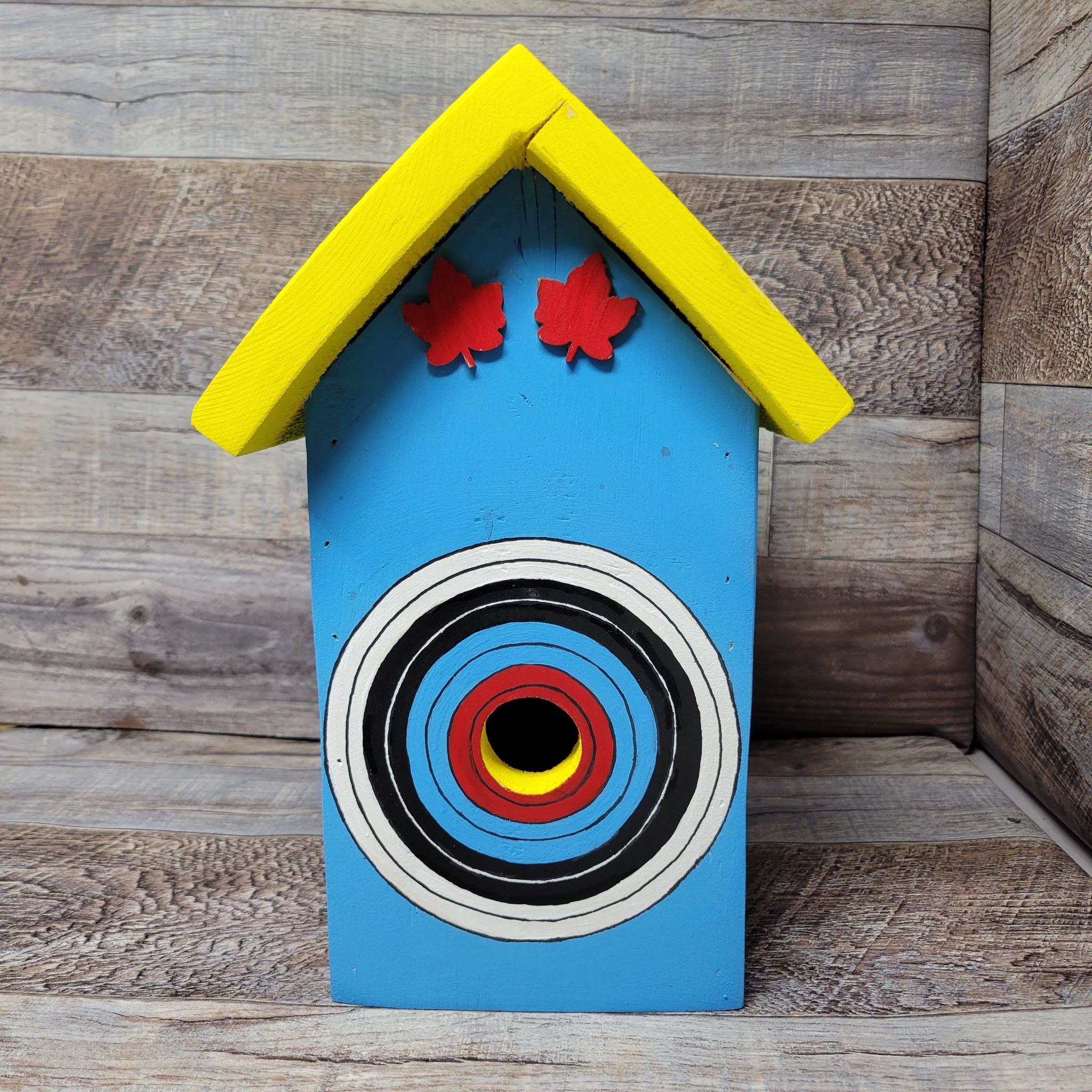 Vern's Painted Bird House - Archery - Backyard Birds Nature Shop