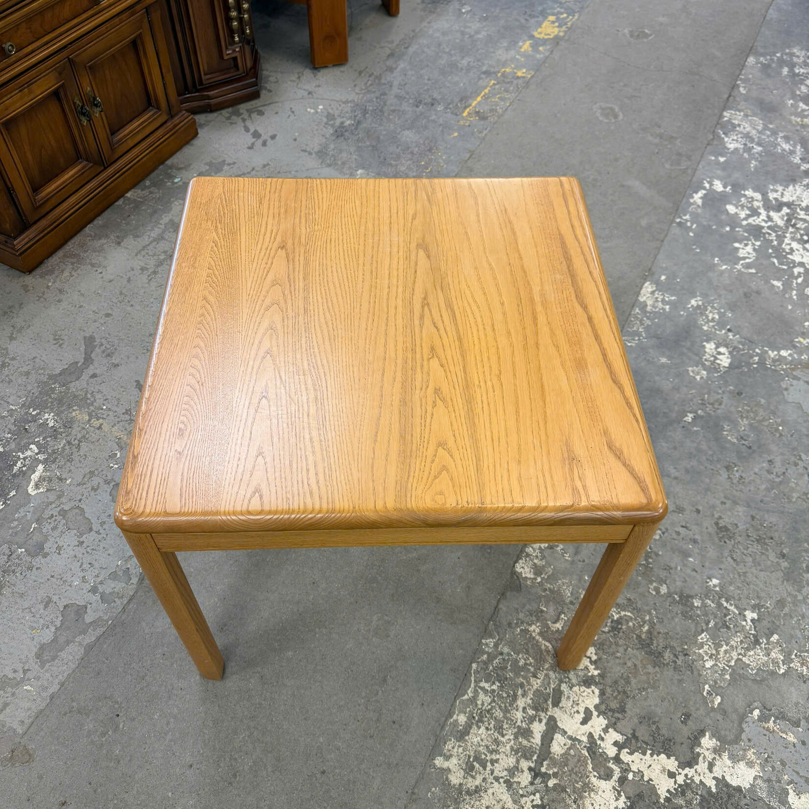 Square Oak Coffee Table - Habitat for Humanity ReStore - Thunder Bay