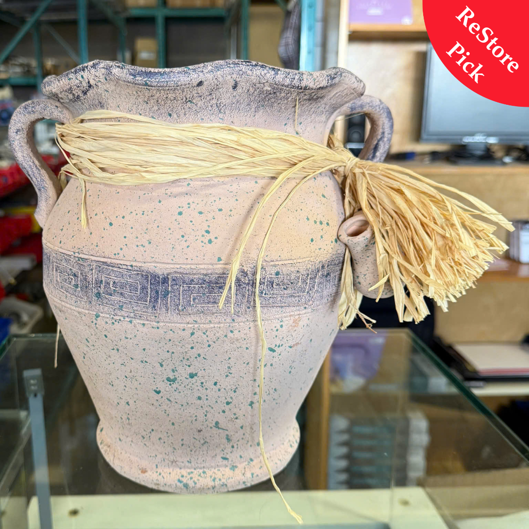 Large Clay Pot - Habitat for Humanity ReStore - Thunder Bay