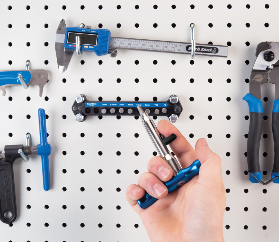 Outil Multiple QTH-1