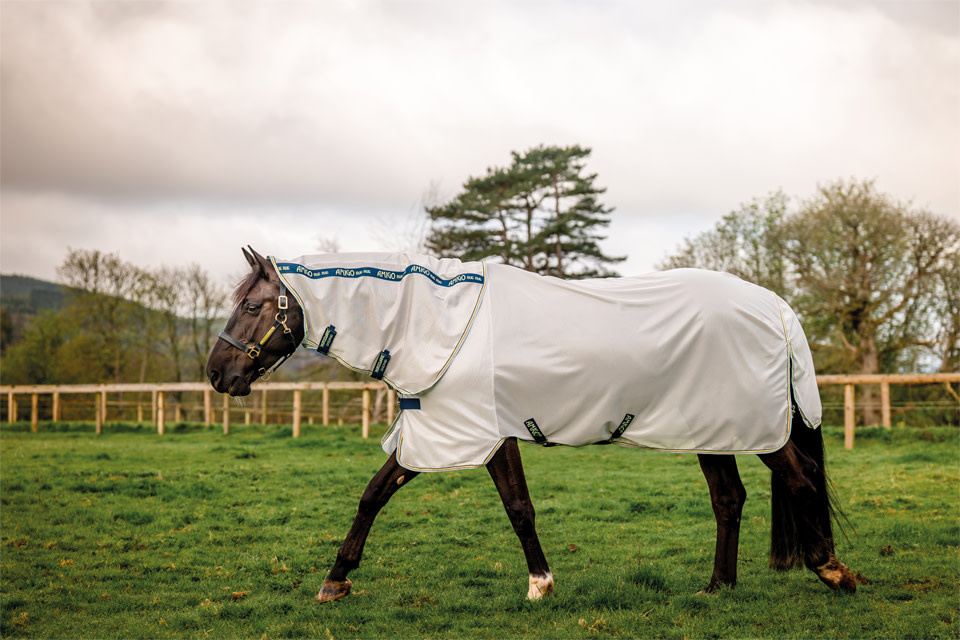 HORSEWARE - Amigo Bug Rug en Mesh Lunar Rock - Paddock Animal & Co