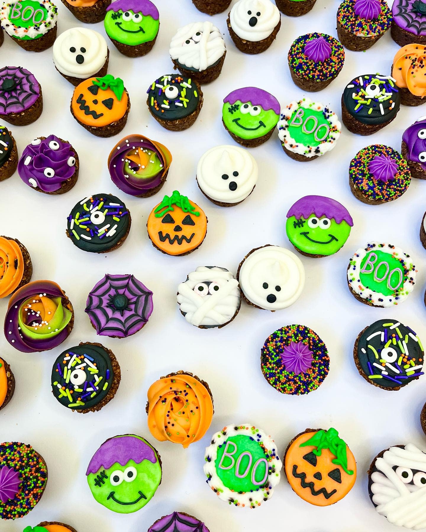 BOO & MOO - Halloween Horse Cookies with Icing - Paddock Animal & Co