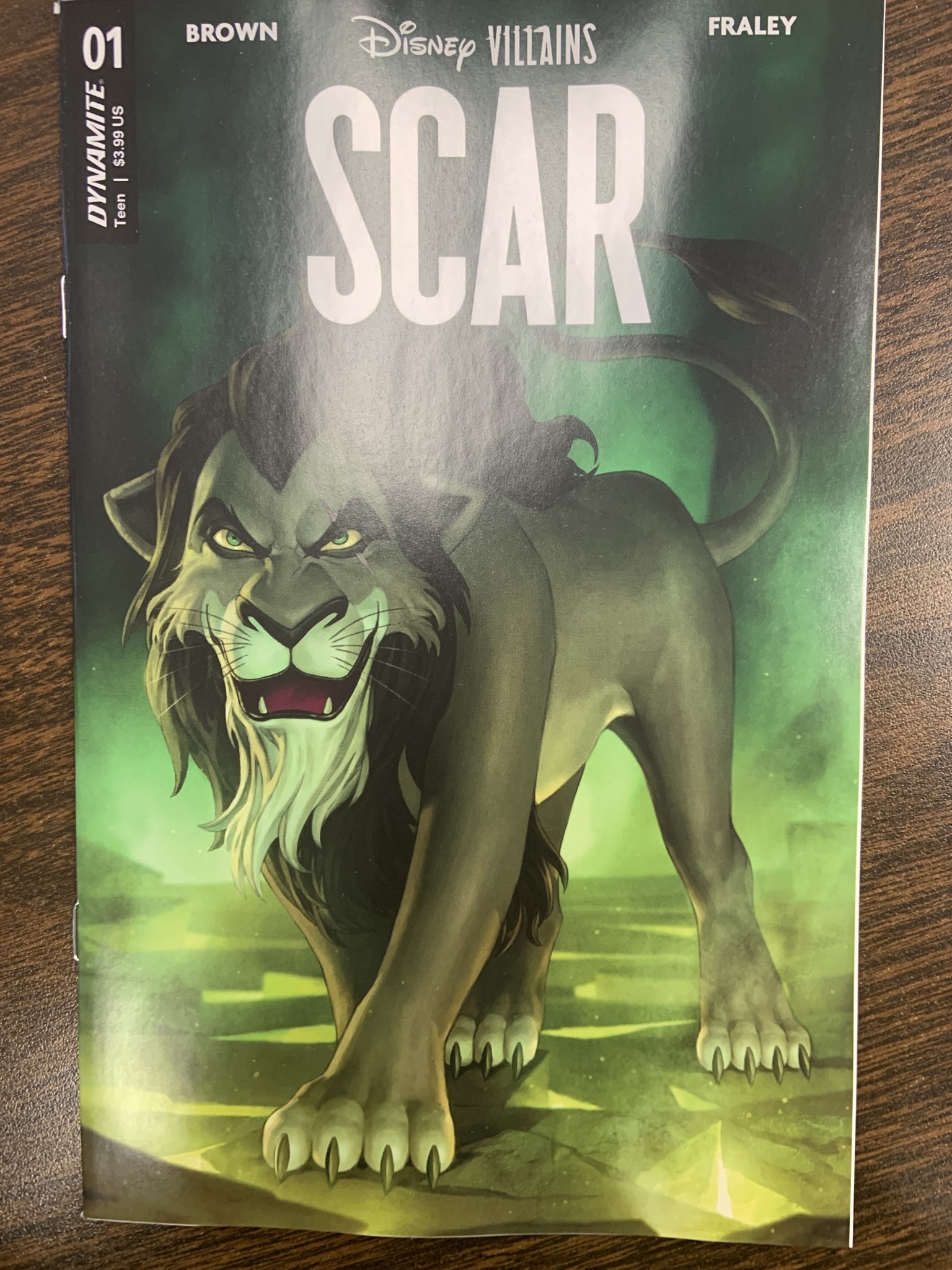 DYNAMITE Disney Villains Scar 2023 #1 Cvr D Yoon - Dyersville Comics ...