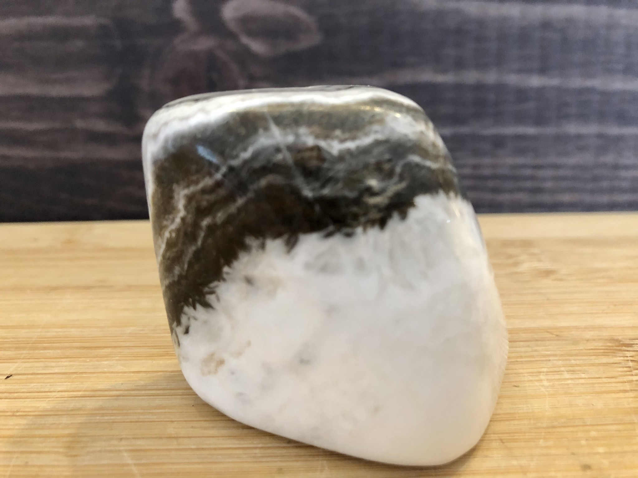 soft tiger calcite polished - La Vie et Compagnie