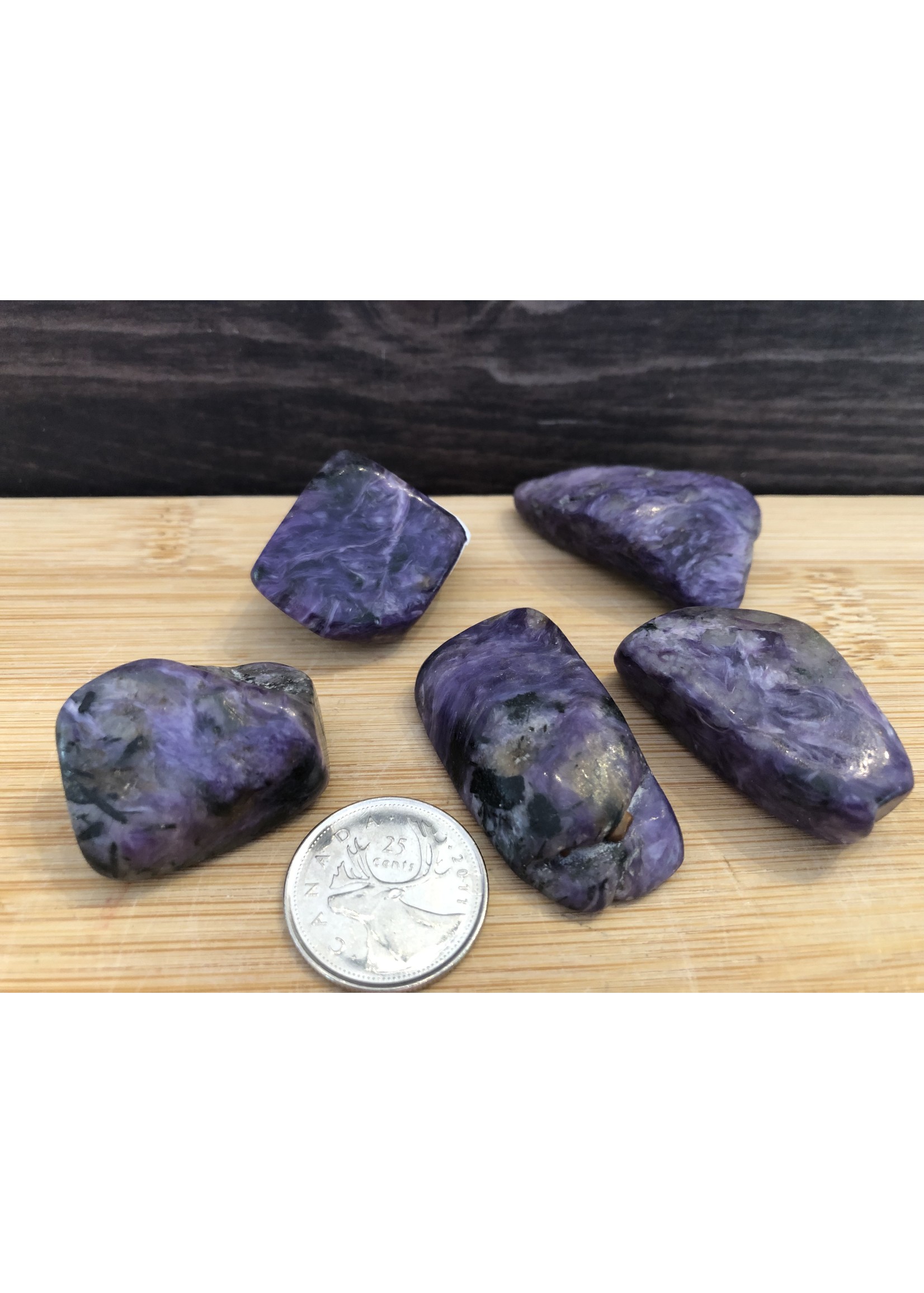 charoite tumbled stone - La Vie et Compagnie