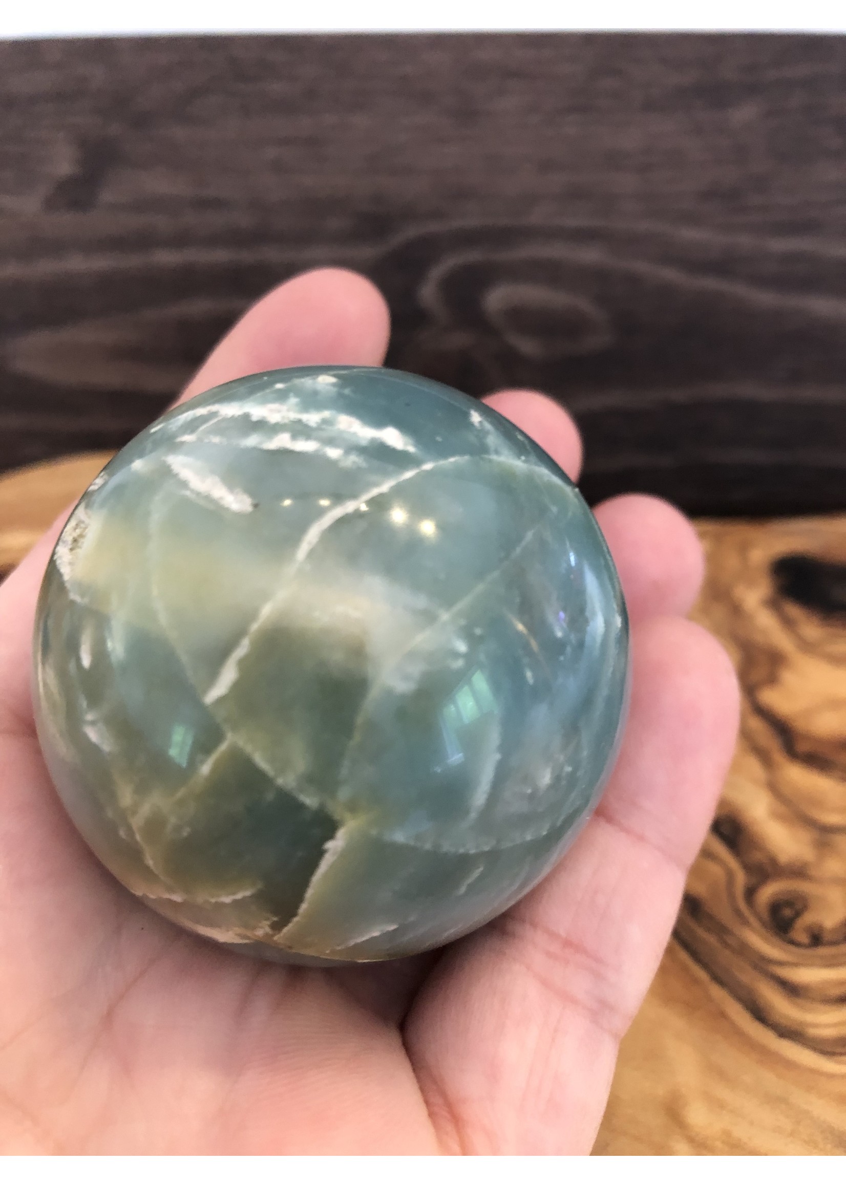 large caribbean calcite sphere - La Vie et Compagnie