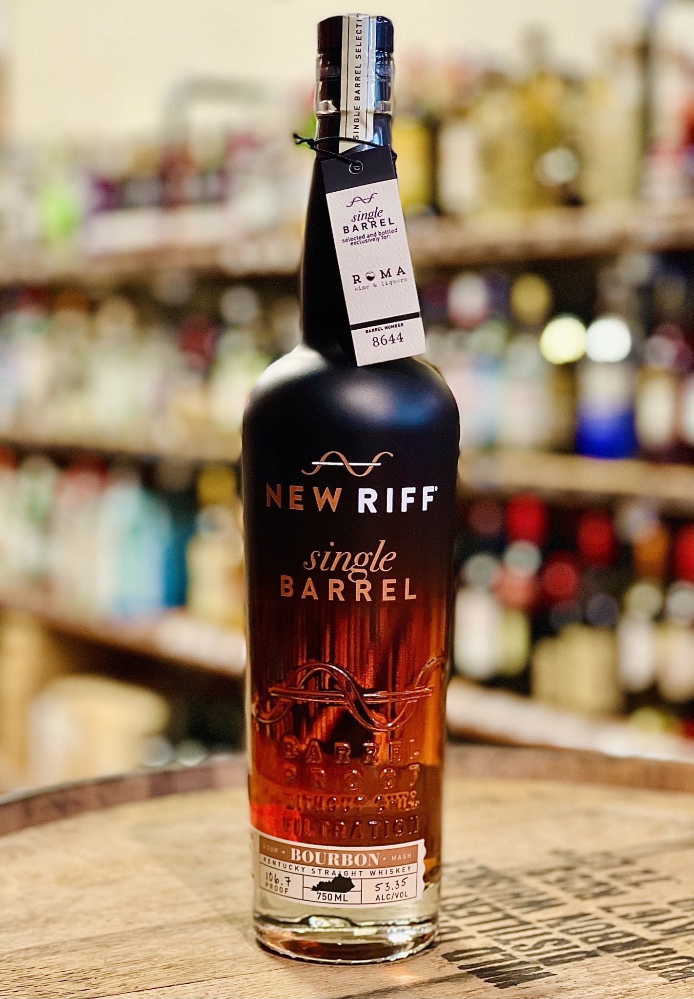 New Riff / Roma Store Pick Single Barrel Bourbon Whiskey 53.35% abv ...