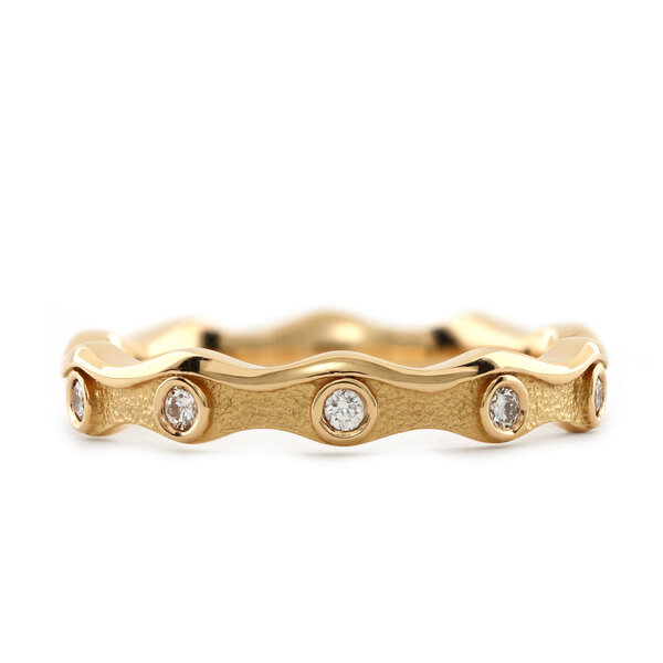 Rings made with 18K golds and platinum, featuring unique gemstones. - Baxter Moerman