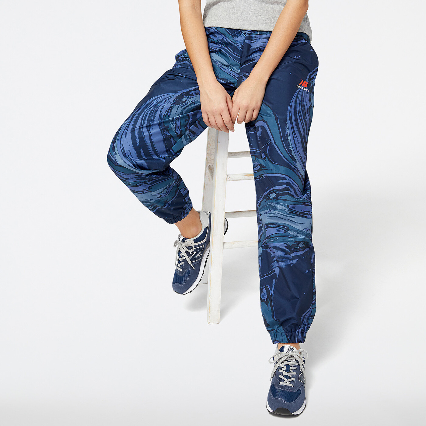 New Balance : Essential New Wave Sweatpants - WLKN