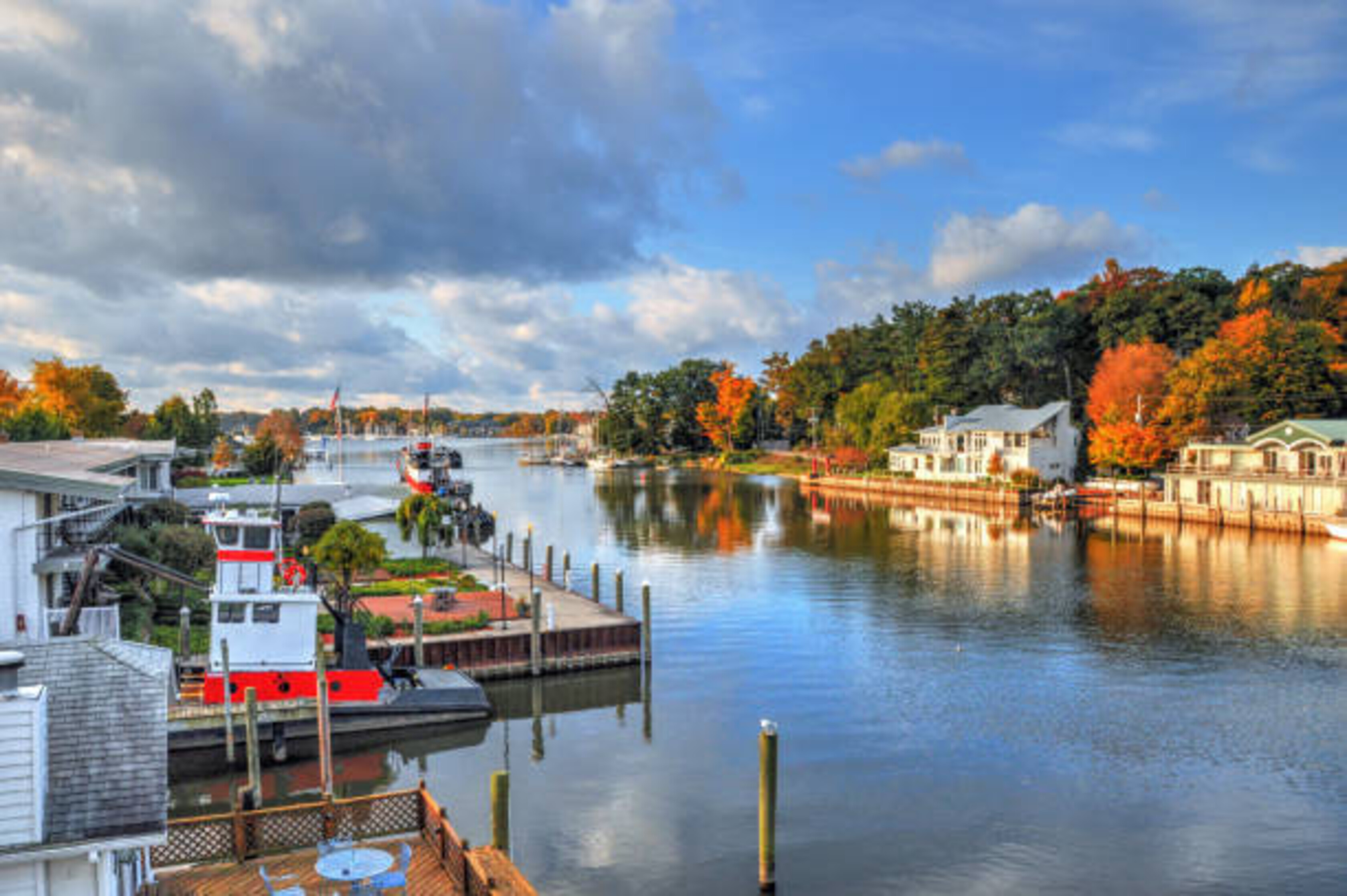 Things to Do in Saugatuck: 1 Day Itinerary - Landsharks Outfitters