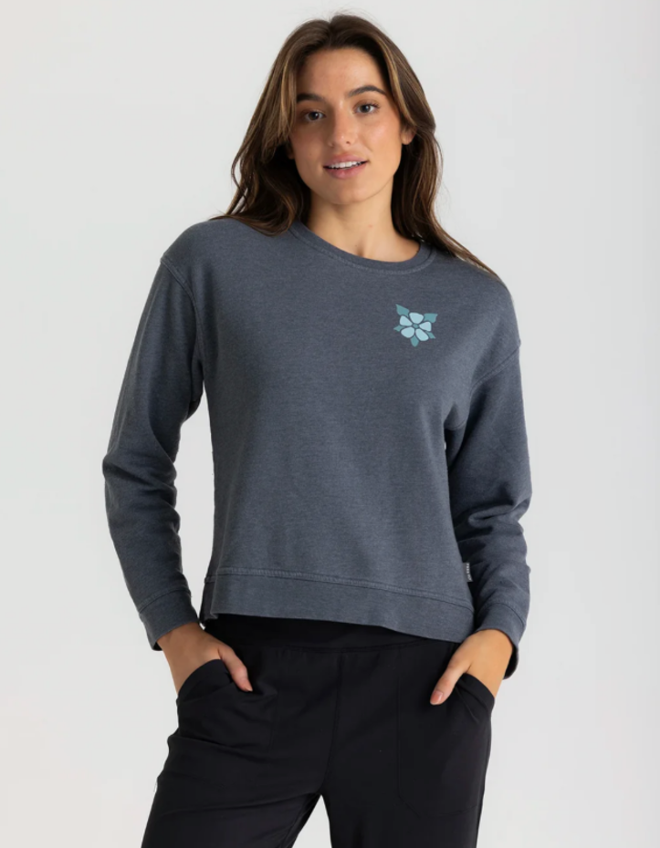 Free Fly Women's Mellow Meadow Fleece Crew - Landsharks Outfitters