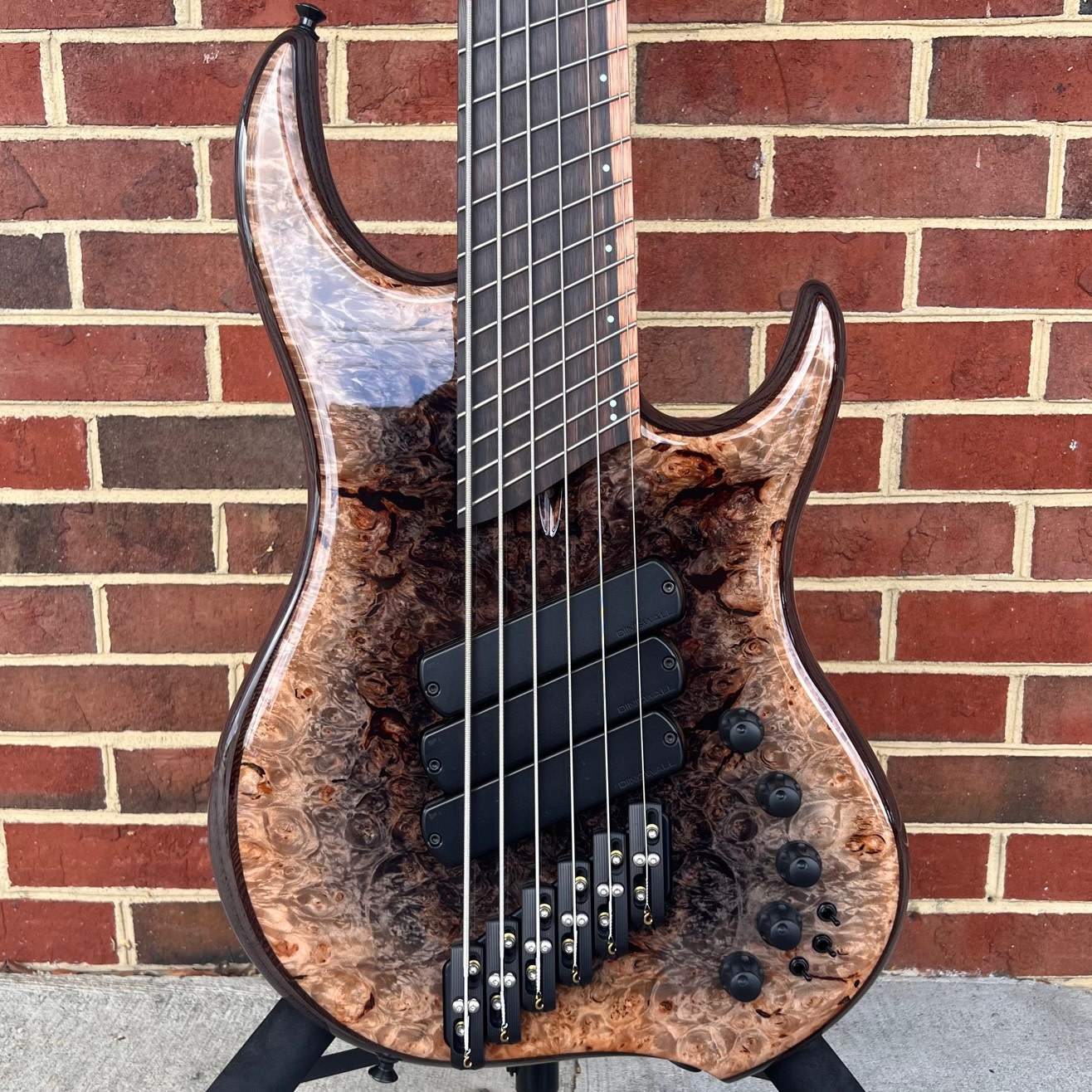 Dingwall Z3 Custom 6-String, Faded Black Reverse Burst, Maple Burl X-Top, Dual Density Swamp Ash ...