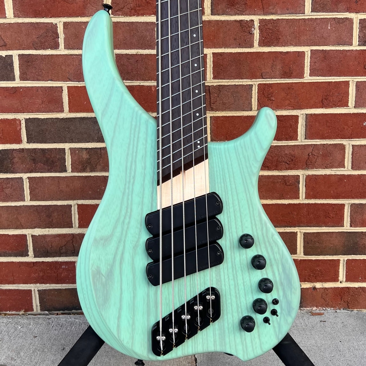 Dingwall Custom ABZ 5-String, Transparent Pale Mint Green Satin, Swamp Ash Body, Maple Neck ...
