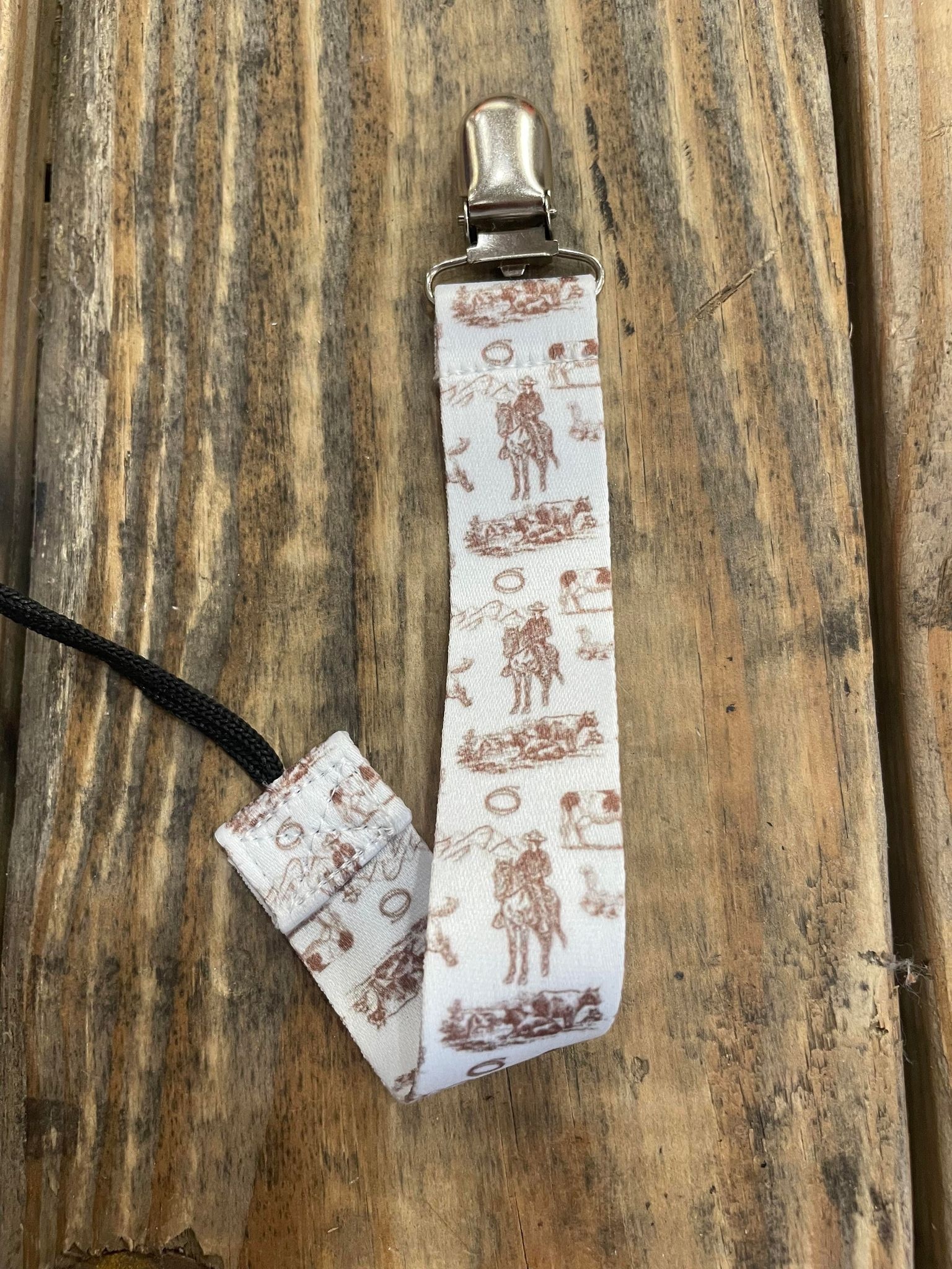 Western Paci Clip - Trixie's Boutique