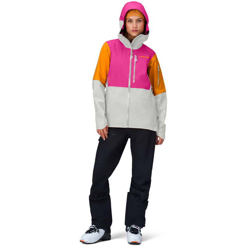 Norrona Lofoten Gore-Tex Jacket W (24/25) - Ski Town Norrona Lofoten Gore-Tex Jacket W (24/25) - Ski Town