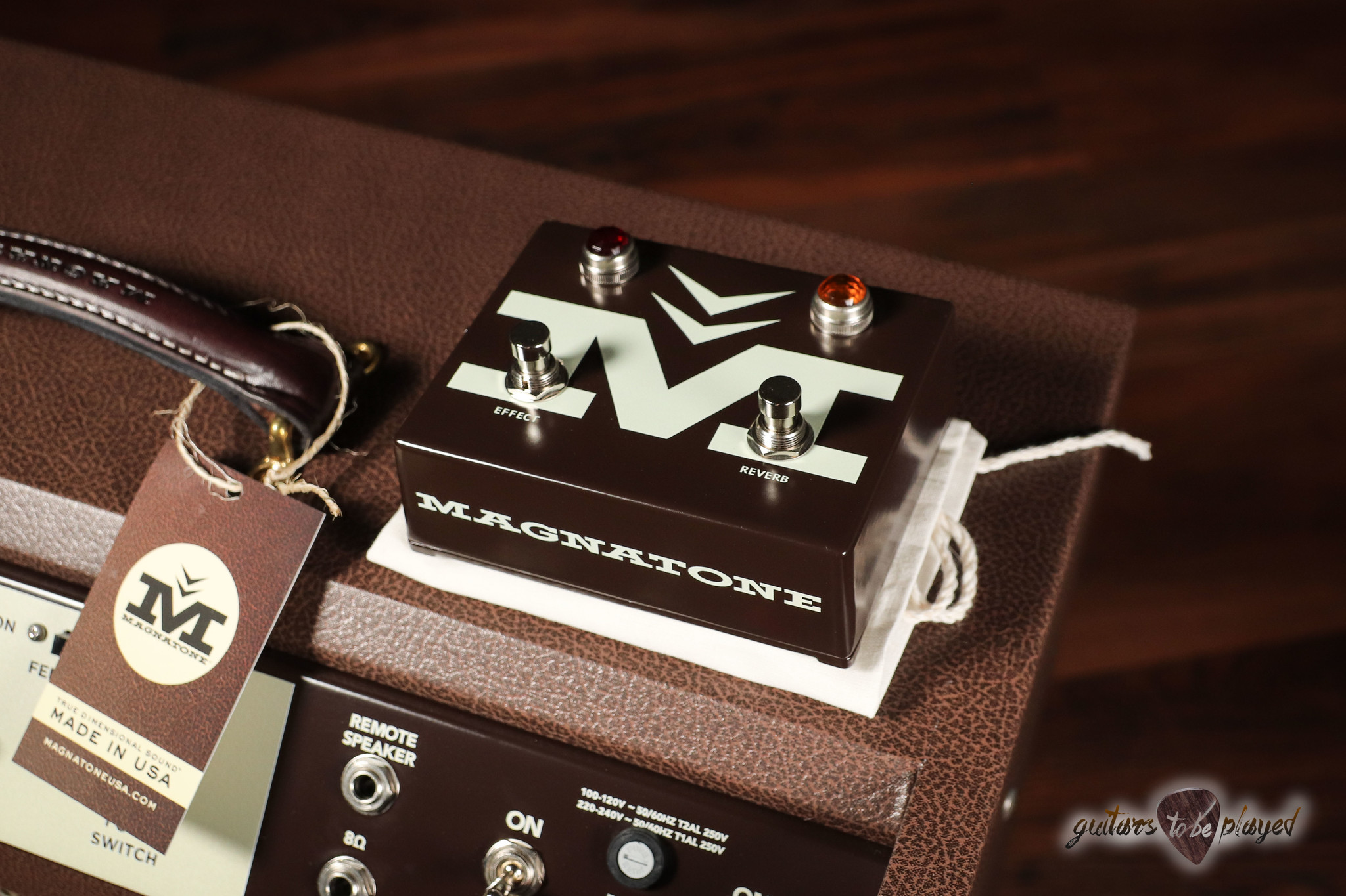 Magnatone Varsity Reverb 15W 1x12” Combo Amp w/ Footswitch & Cover ...