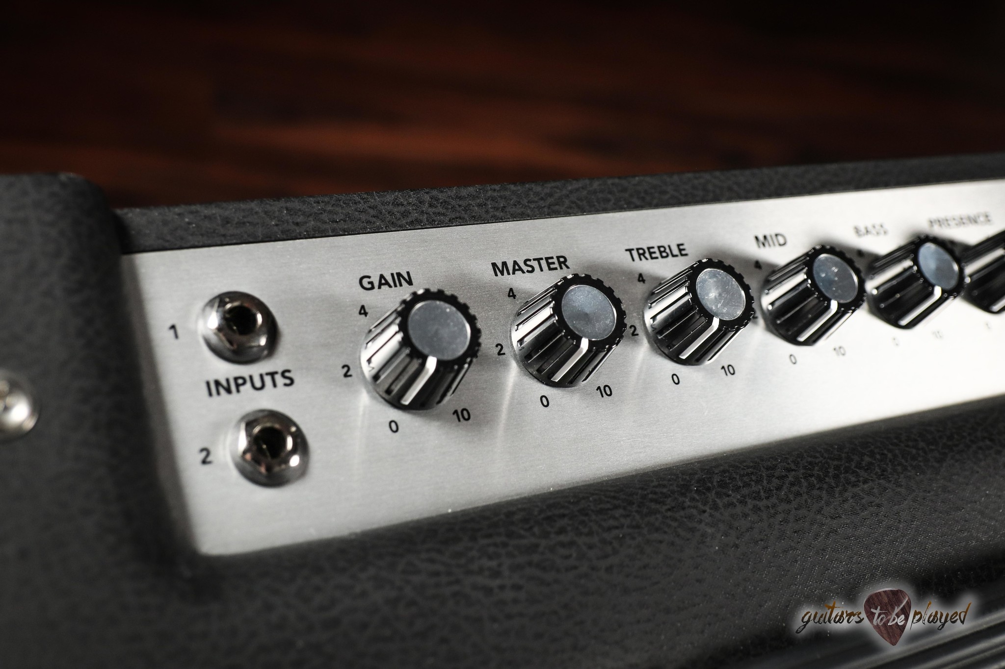 Magnatone Super Fifteen 15-Watt Tube 1x12” Combo Amp w/ Cover - Guitars ...