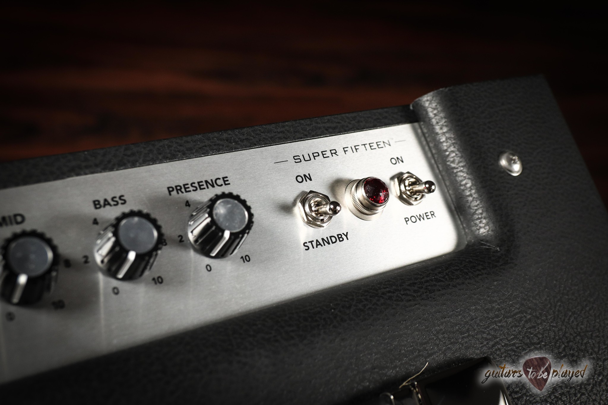 Magnatone Super Fifteen 15-Watt Tube 1x12” Combo Amp w/ Cover - Guitars ...