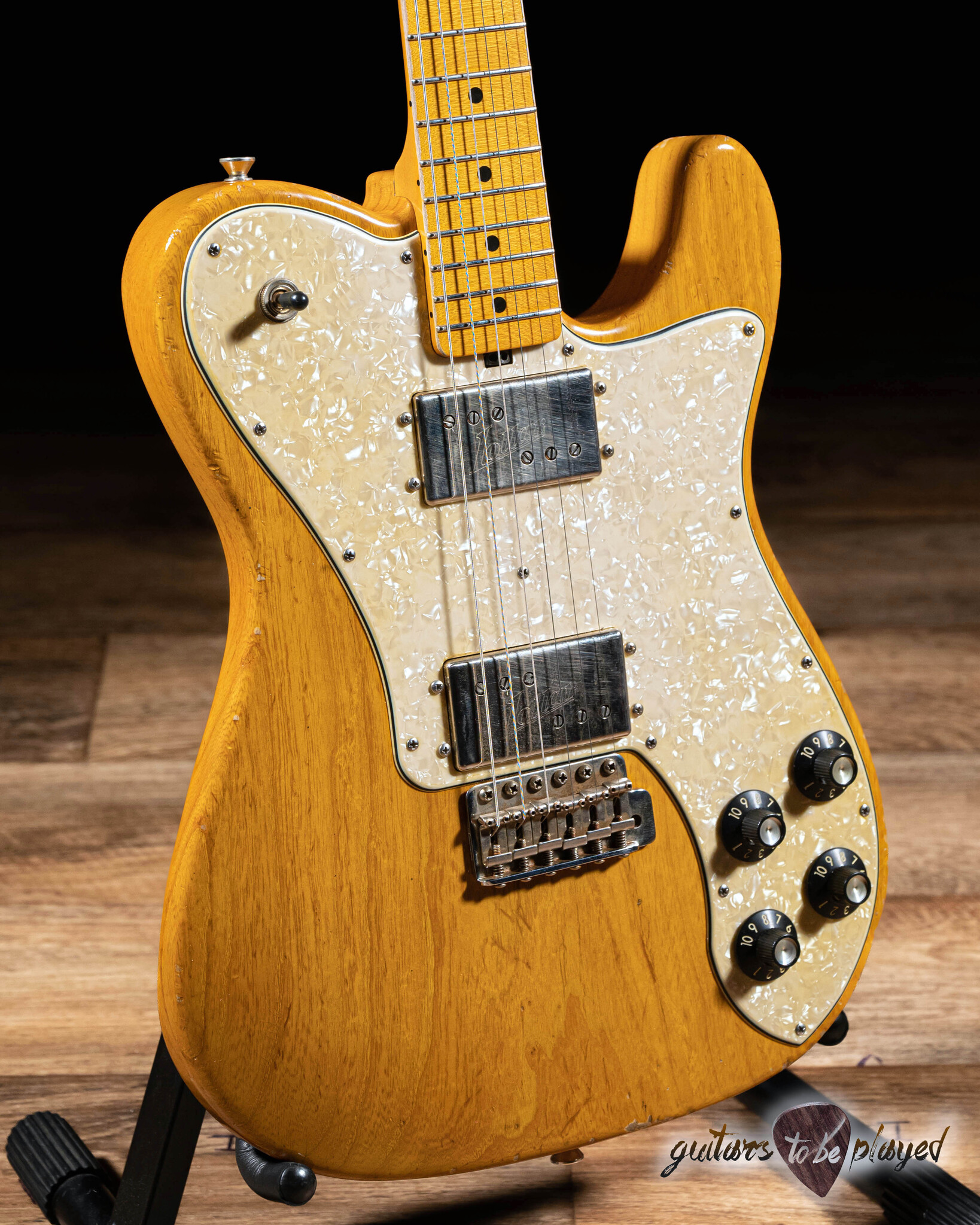 Shabat Lion Deluxe 1pc Swamp Ash Guitar w/ Tremolo – Natural - Guitars ...