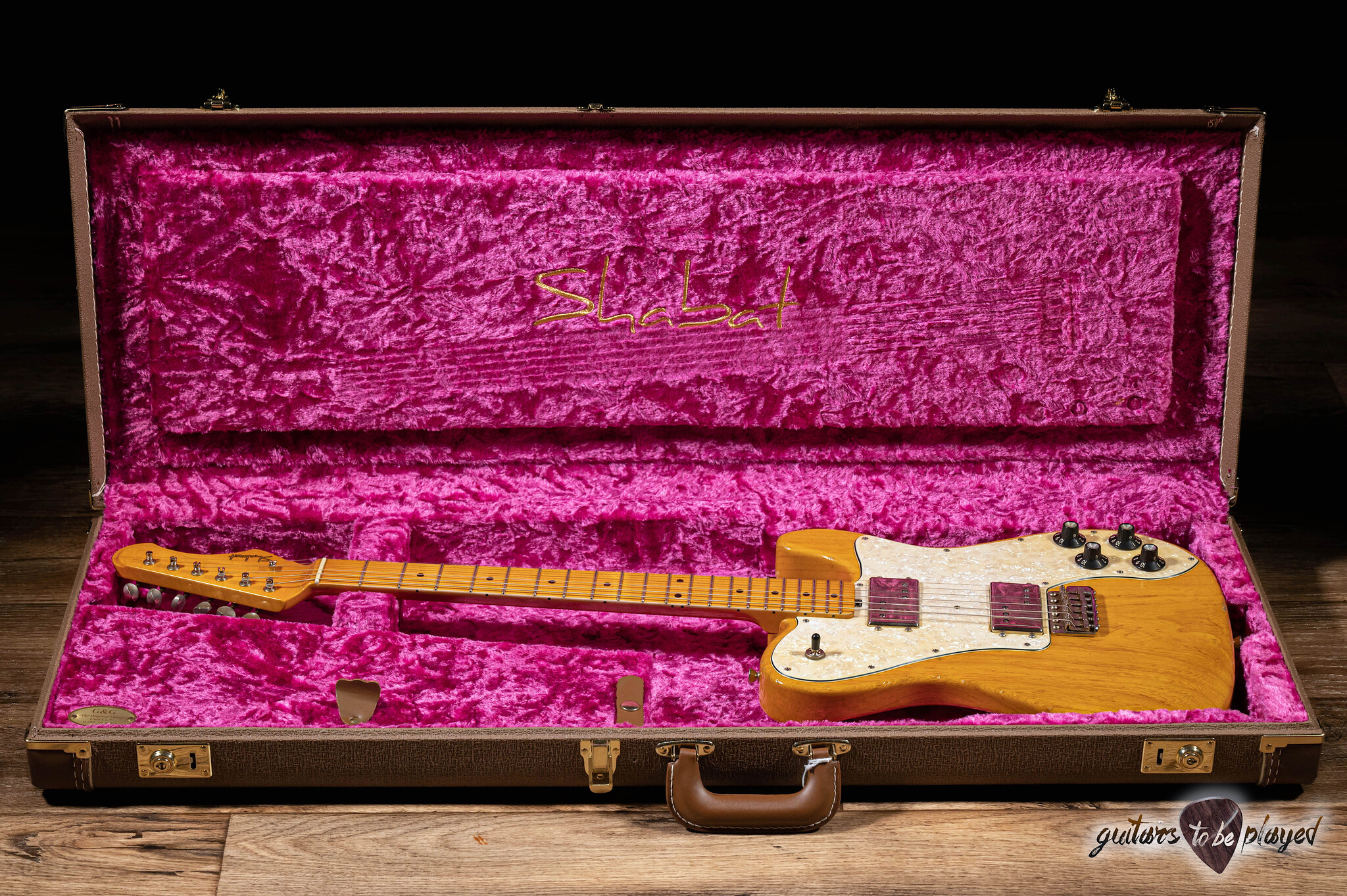 Shabat Lion Deluxe 1pc Swamp Ash Guitar w/ Tremolo – Natural - Guitars ...