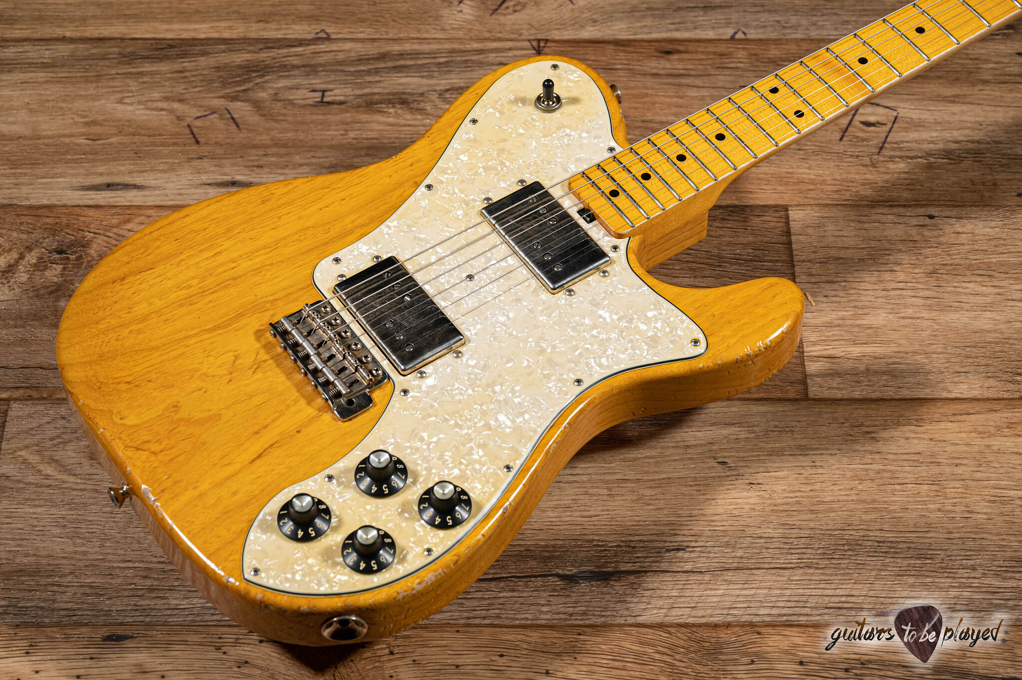 Shabat Lion Deluxe 1pc Swamp Ash Guitar w/ Tremolo – Natural - Guitars ...