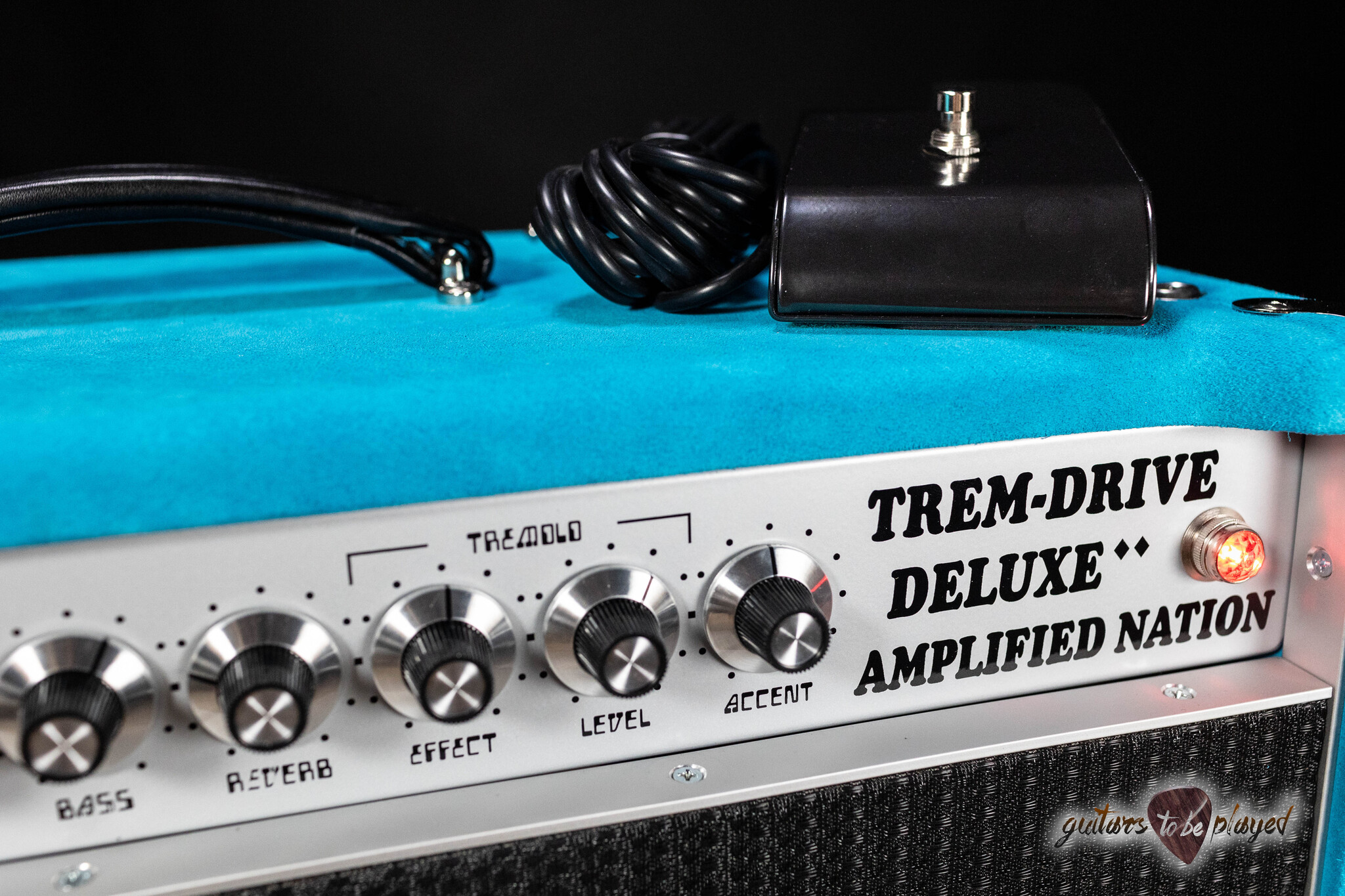 Amplified Nation Trem-Drive Deluxe 22W 112 Combo Amp – Turquoise Suede ...