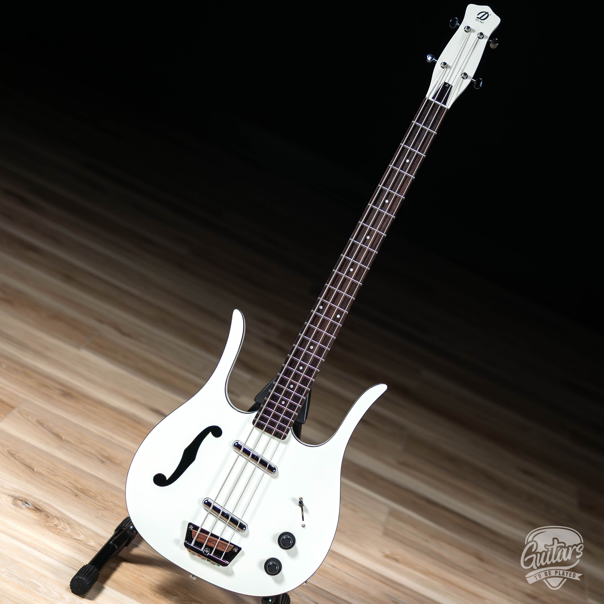 Danelectro '58 Longhorn Bass Guitar – Red Hot White - Guitars To Be Played