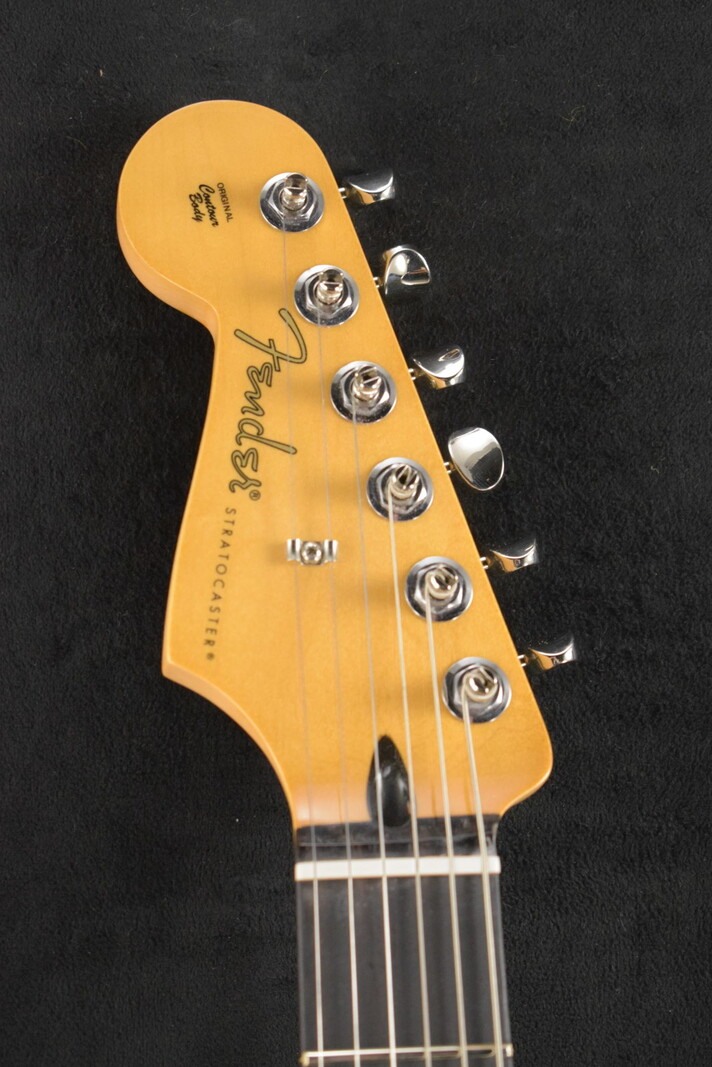 Fender Player II Stratocaster Left-Hand Polar White Rosewood Fender Player II Stratocaster Left-Hand Polar White Rosewood