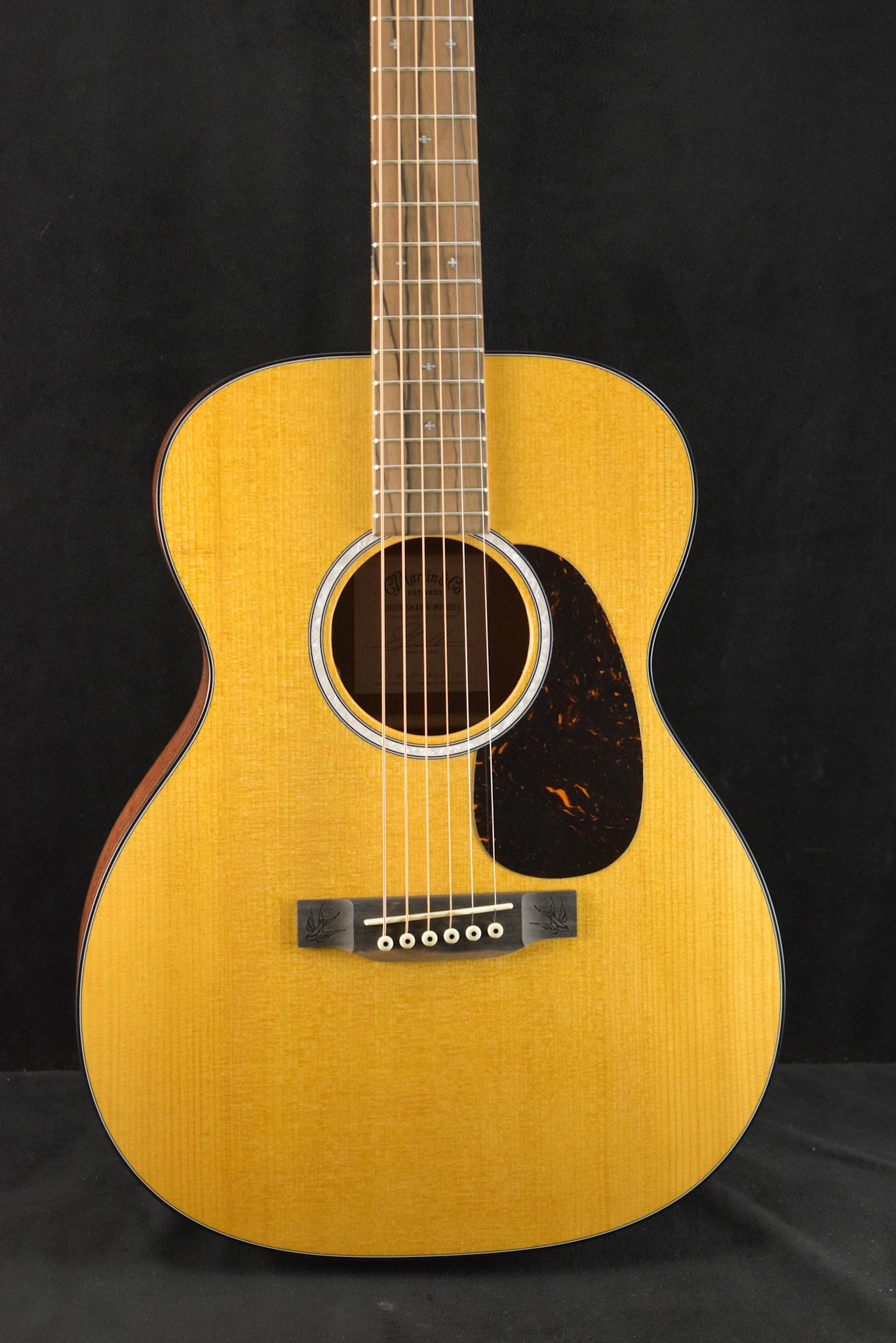 Martin 000JR-10E Shawn Mendes - Fuller's Guitar