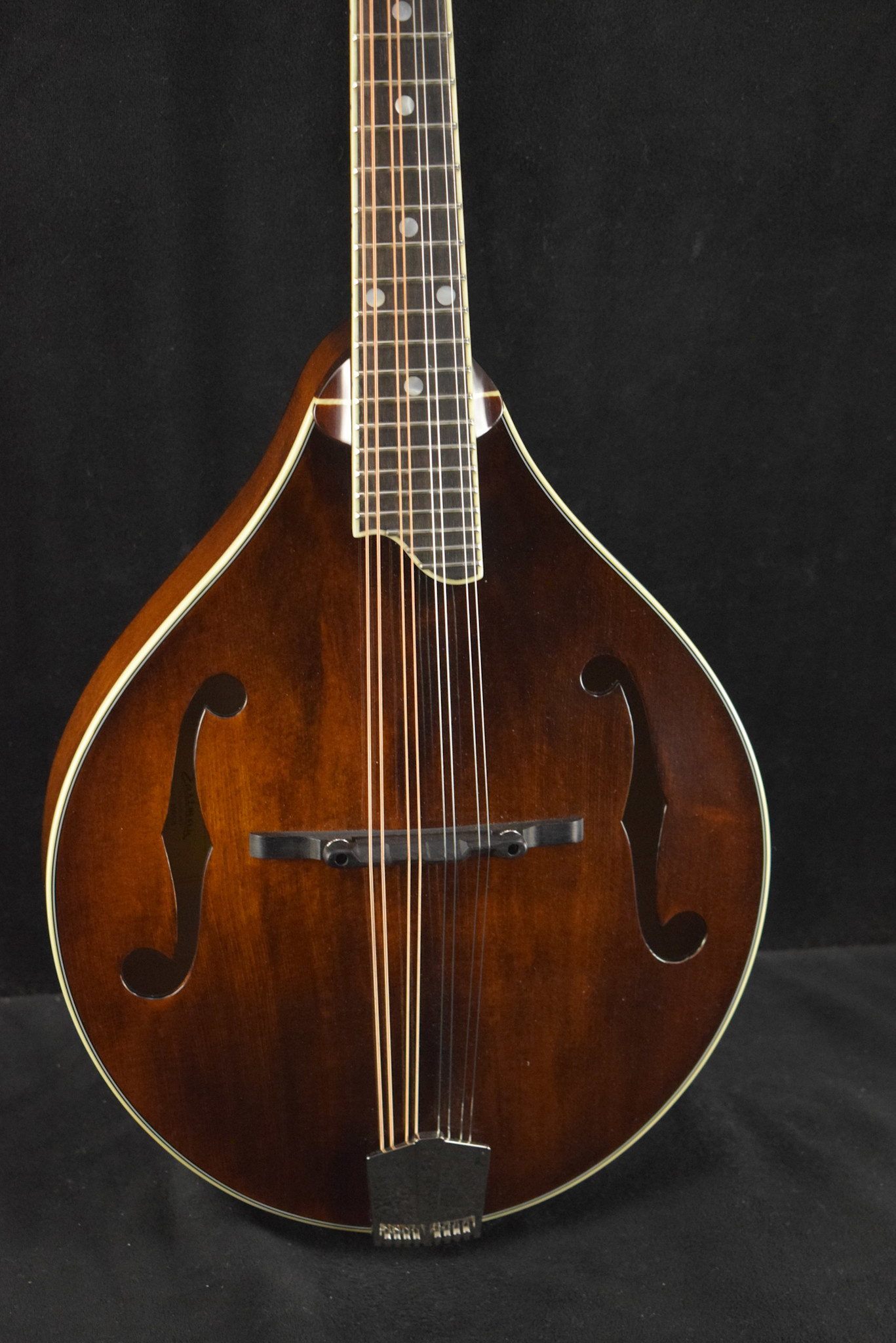 Eastman MD505 A-Style F-Hole Mandolin Classic Gloss - Fuller's Guitar