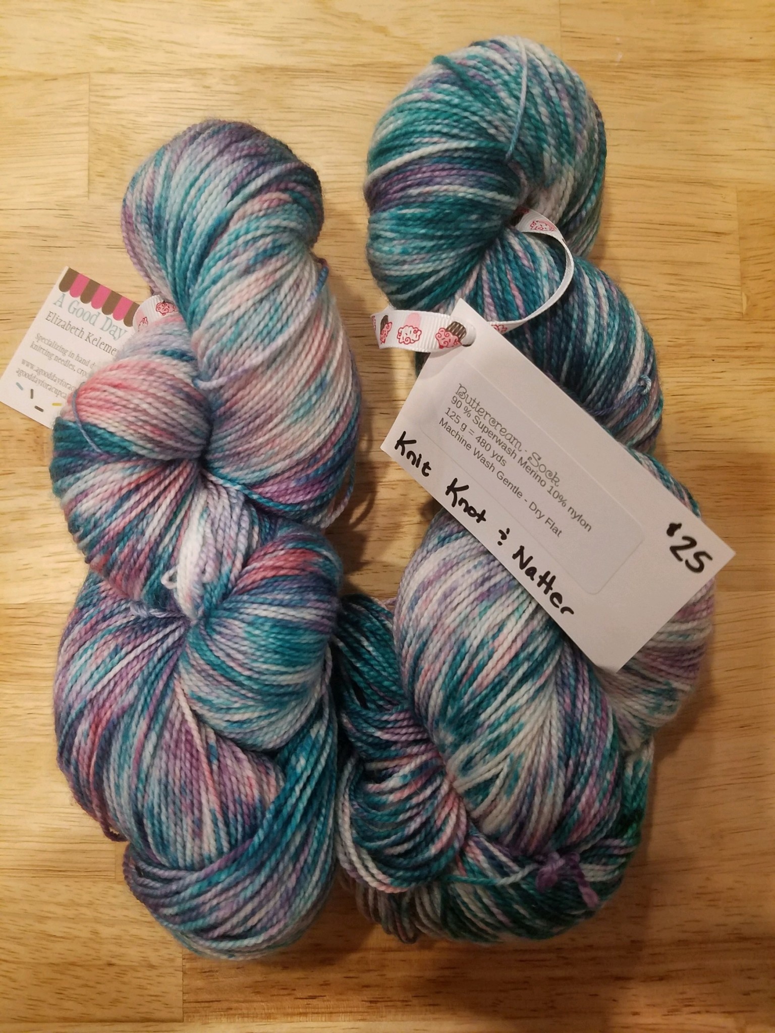 Cupcake Buttercream - Knit Knot & Natter