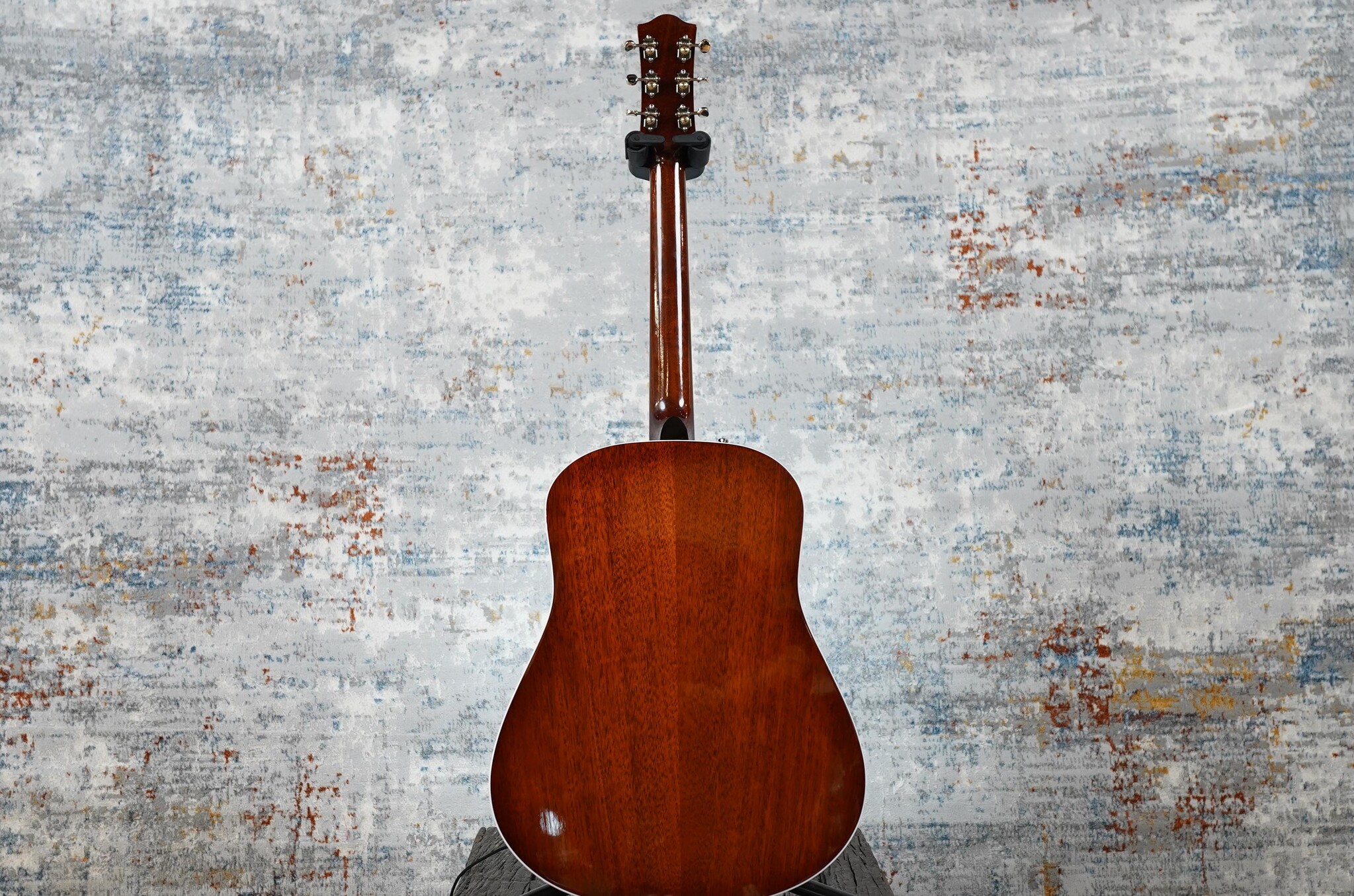 Godin Metropolis Natural Cedar AR EQ +Tric Case - Roosters Acoustics