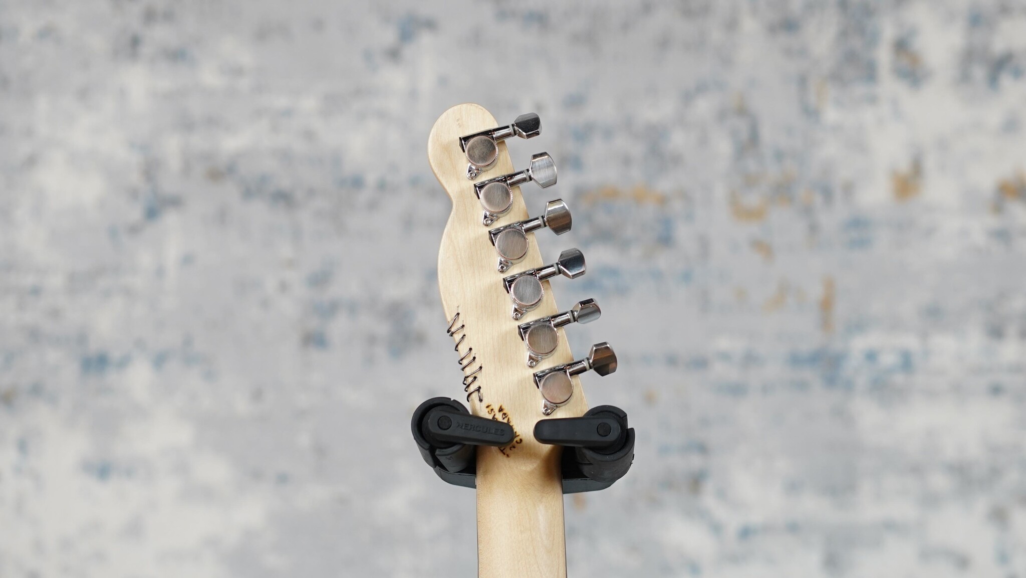 TNV Moonshine Barncaster - Roosters Acoustics