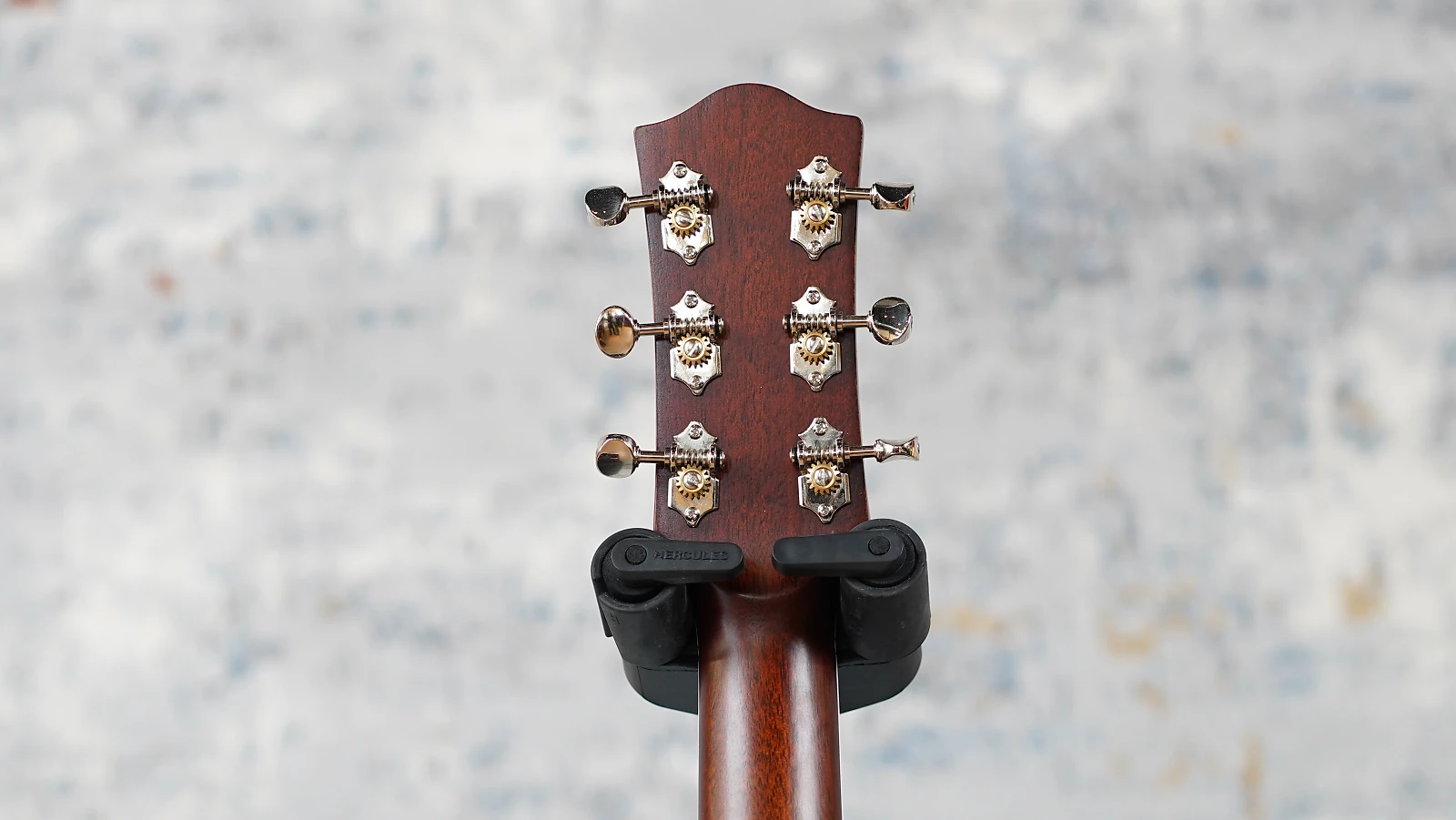 Godin Fairmount CH Natural HG EQ +Tric Case - Roosters Acoustics