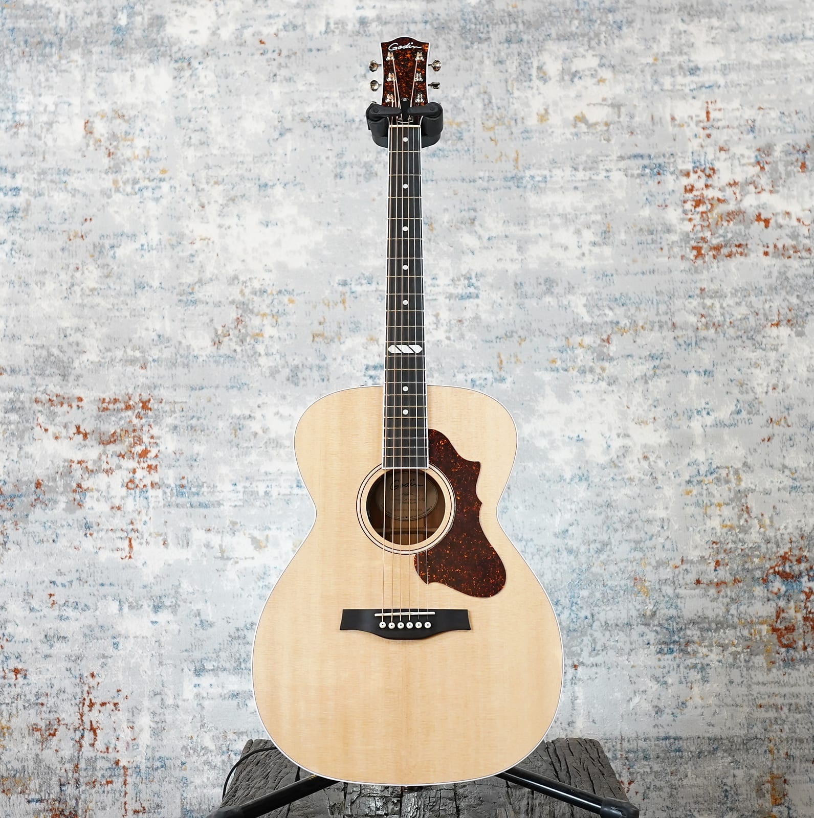 Godin Fairmount CH Natural HG EQ +Tric Case - Roosters Acoustics