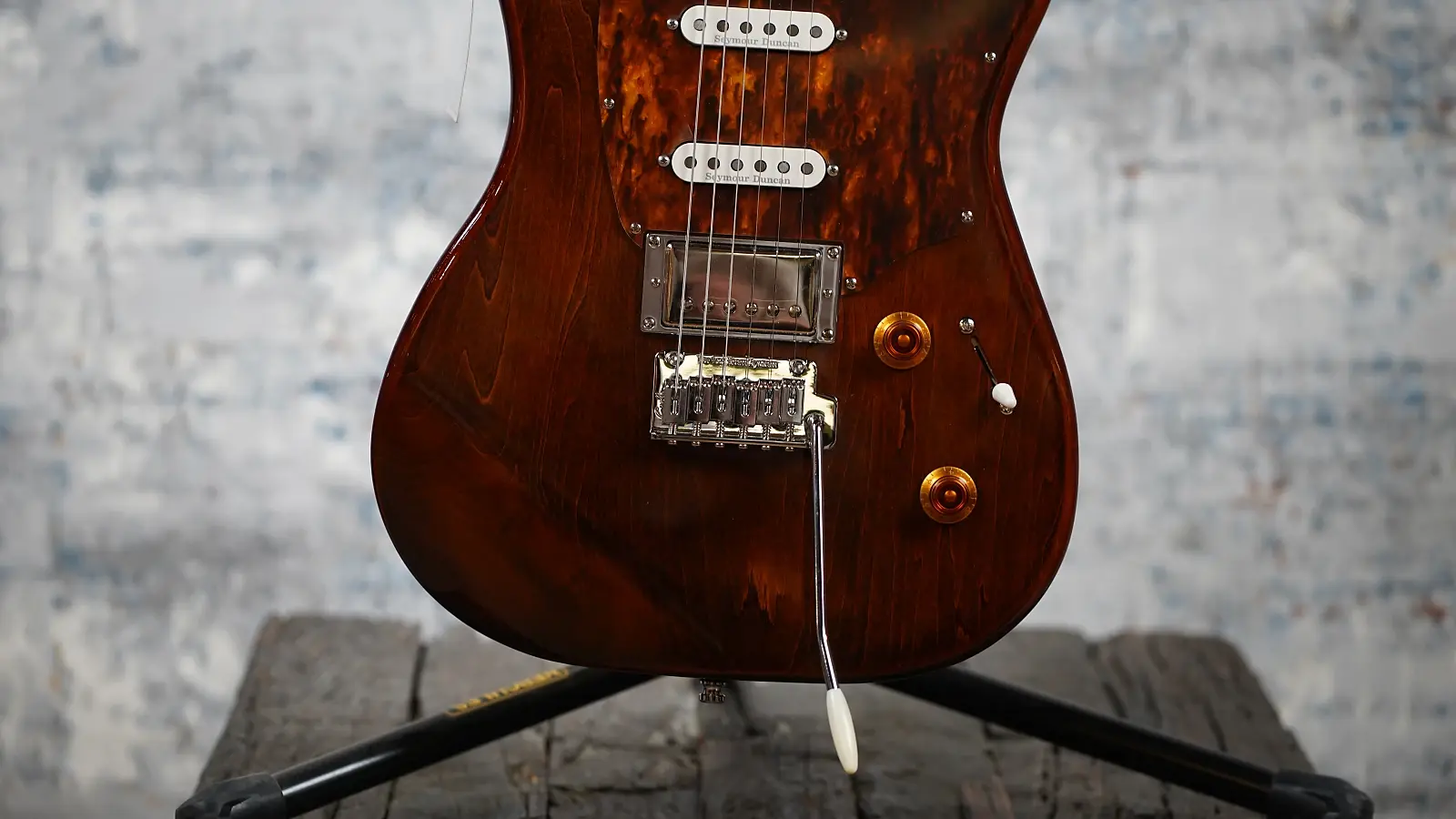 Godin Session T-Pro Ltd Kanyon Burst MN with Bag - Roosters Acoustics