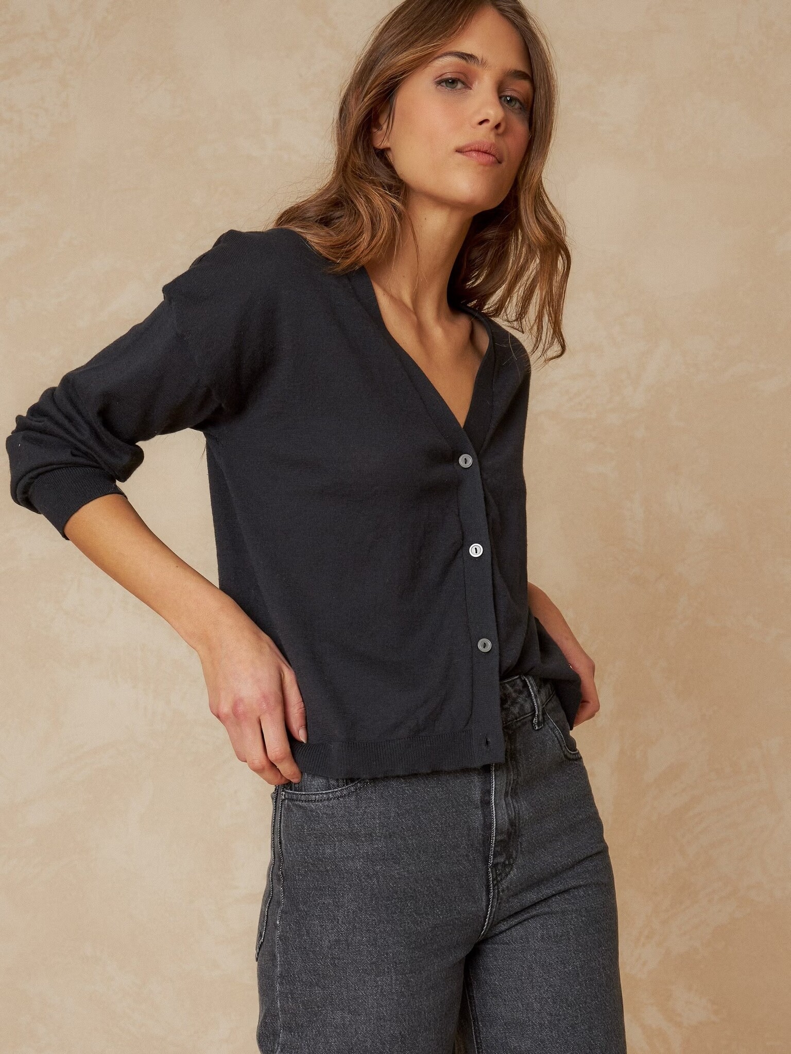 INDI AND COLD 24H CARDIGAN NEGRO - Boutique Nomade