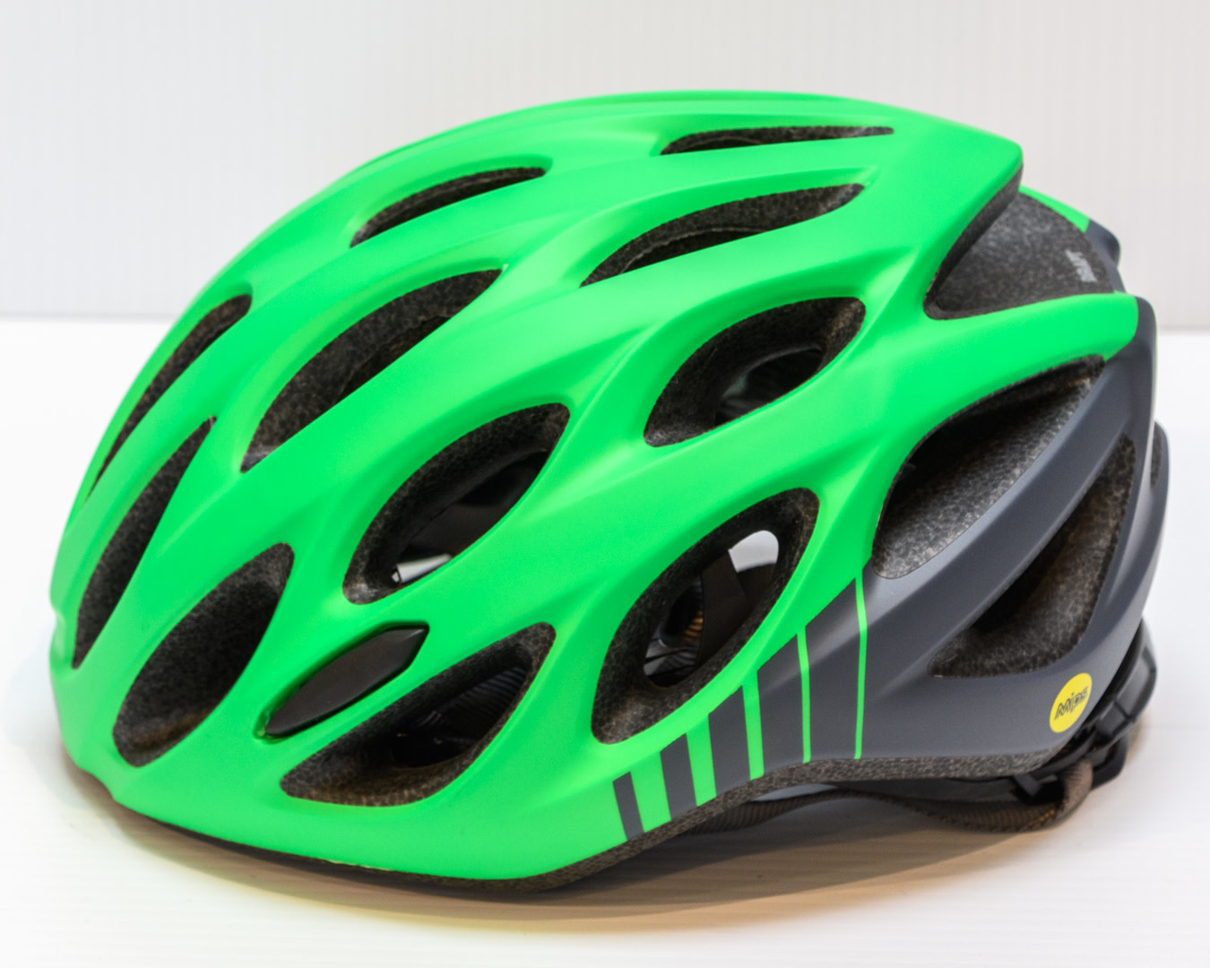 BELL DRAFT MIPS BIKE HELMETS - Dinardos Ski Hike Bike Shop Ottawa