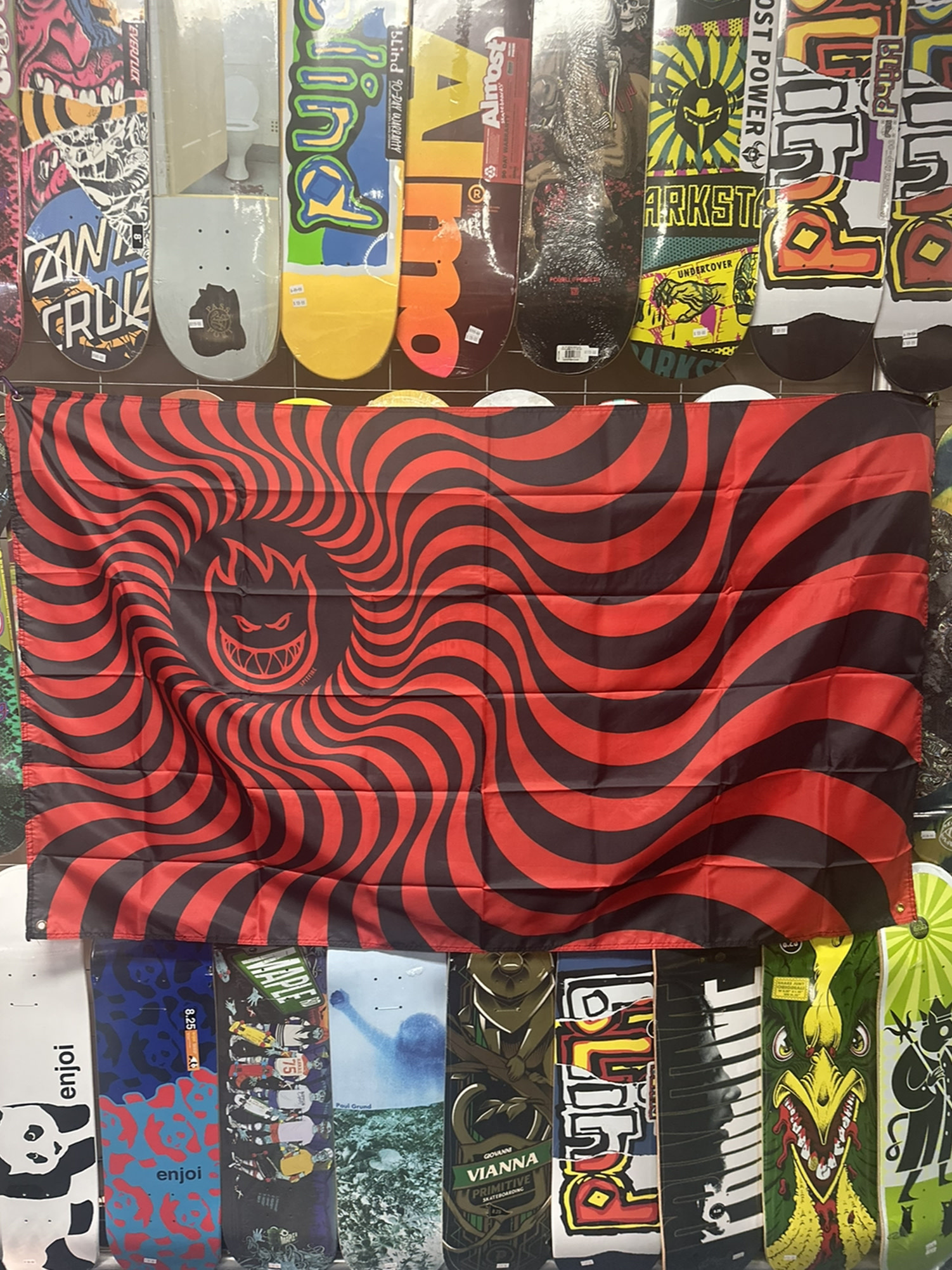 SPITFIRE - Bighead Swirl Banner - Hilltop Skateshop