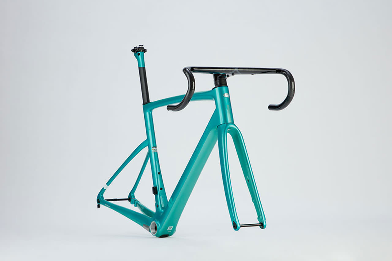 CHAPTER2 TOA Aqua Blue (Makarora) - Lakes Bikes