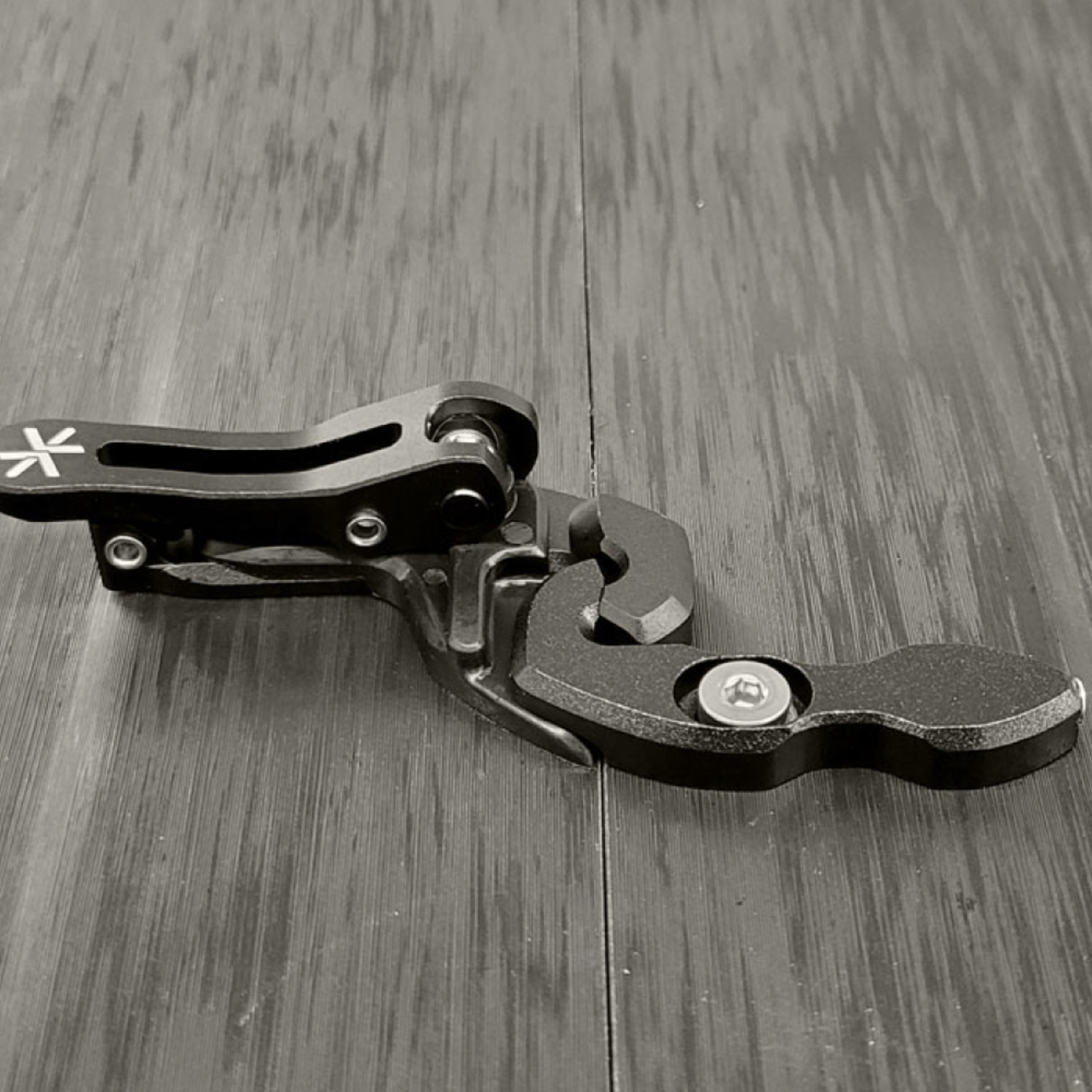 Ultraclip 3CV with Hardware - Hors Circuits