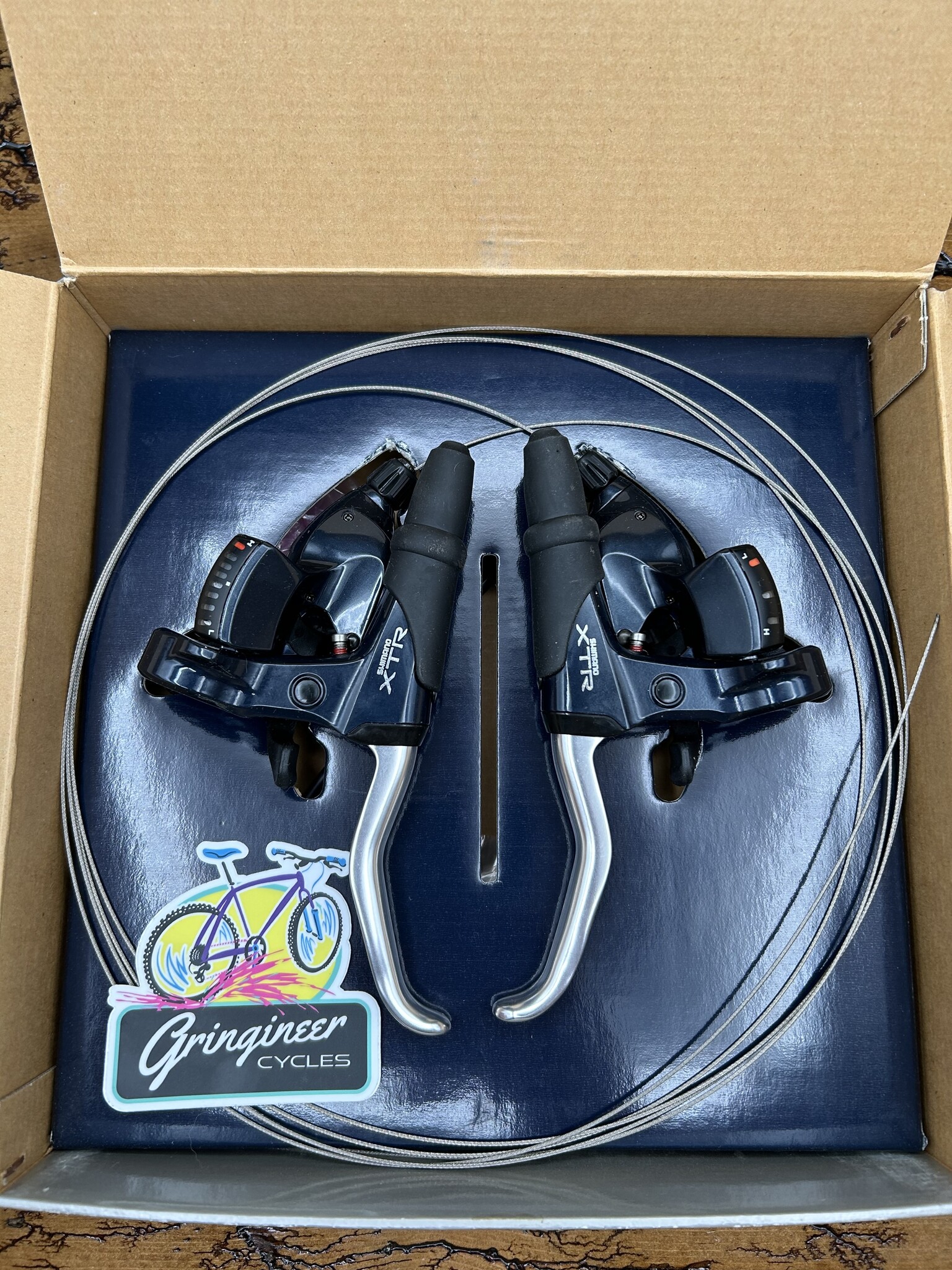 Shimano XTR ST-M910 3x8 Shifters and Brake Levers NOS - Gringineer Cycles