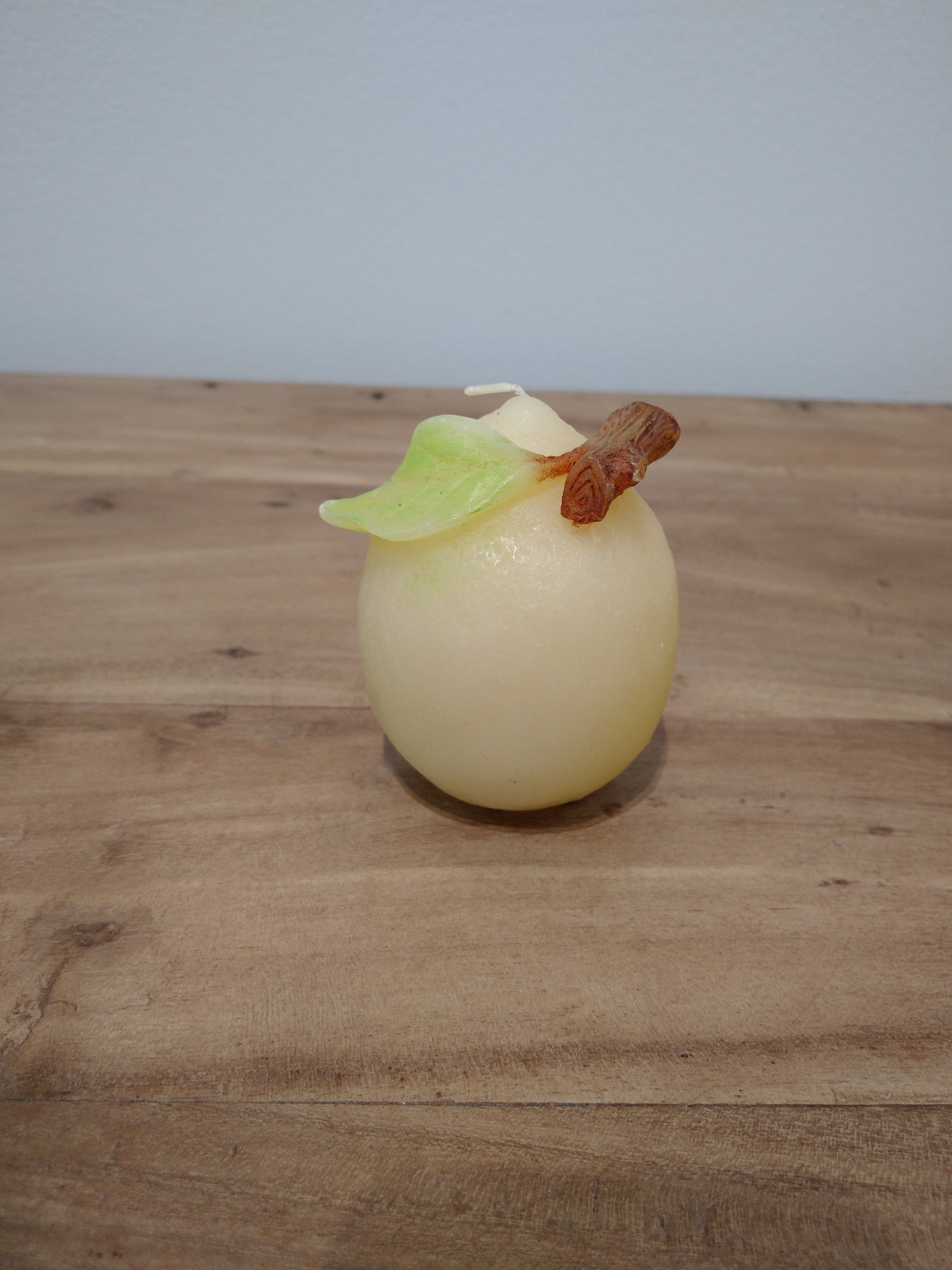 Point a la Ligne Orchard Lemon Candle - Designer's Studio