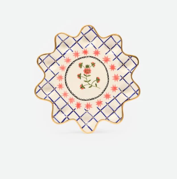 Gunia Project Easter 2021 Plate for Eggs with a Flower - Designer's Studio