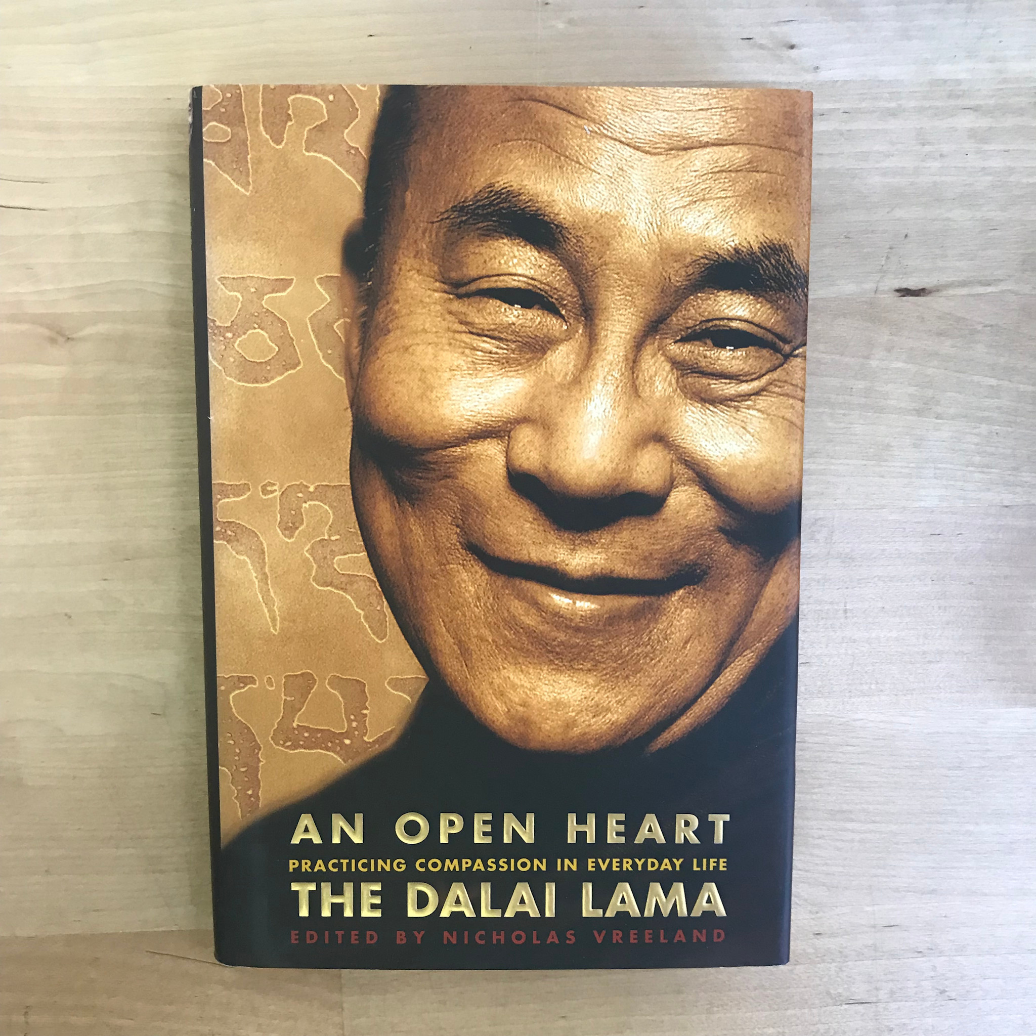 Dalai Lama - An Open Heart: Practicing Compassion In Everyday Life - Hardback (USED) - MOJOMALA LLC