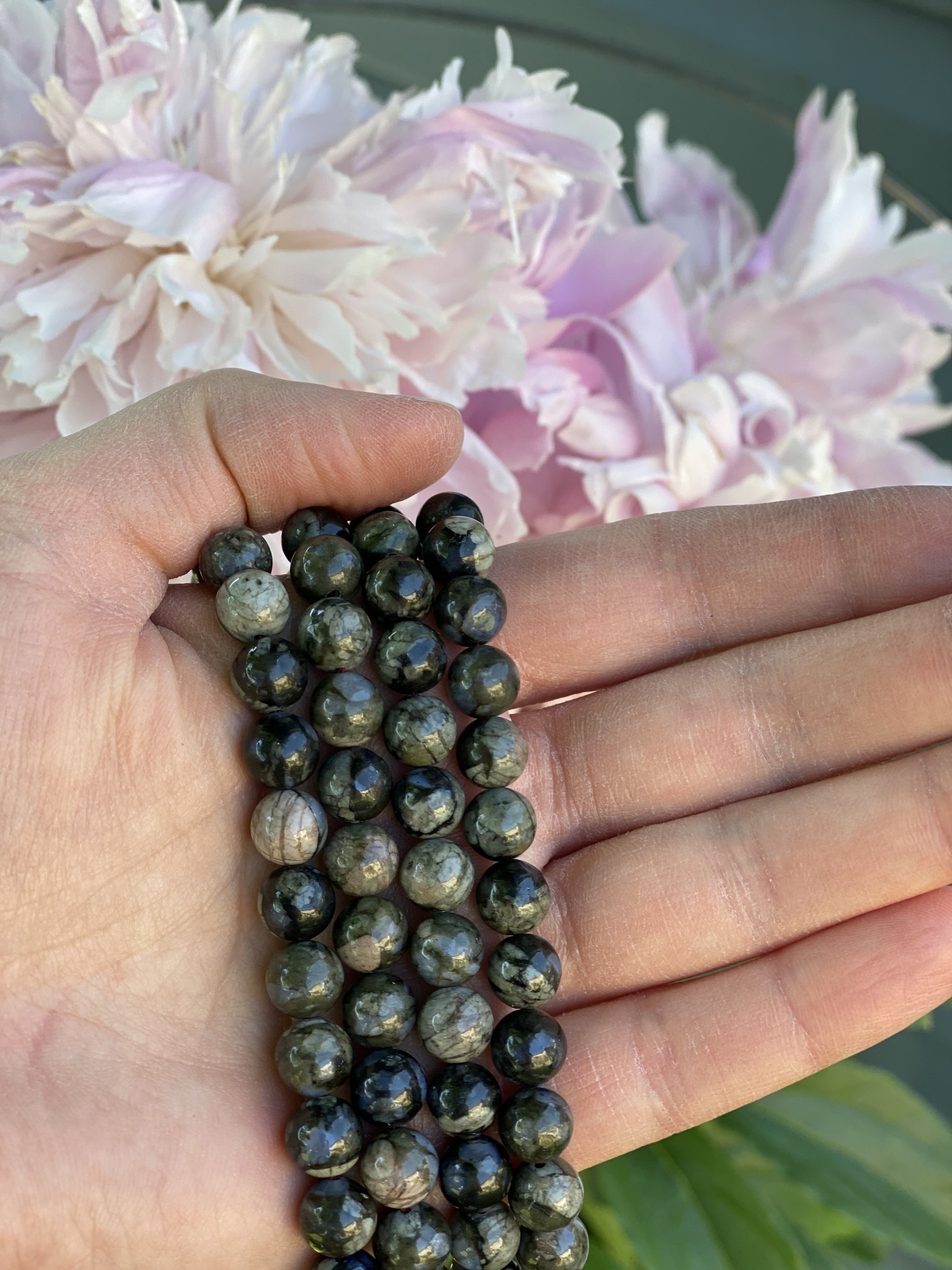 Que Sera Beads Polished 15" Strand 8mm - The Raw Rock Shop Inc.