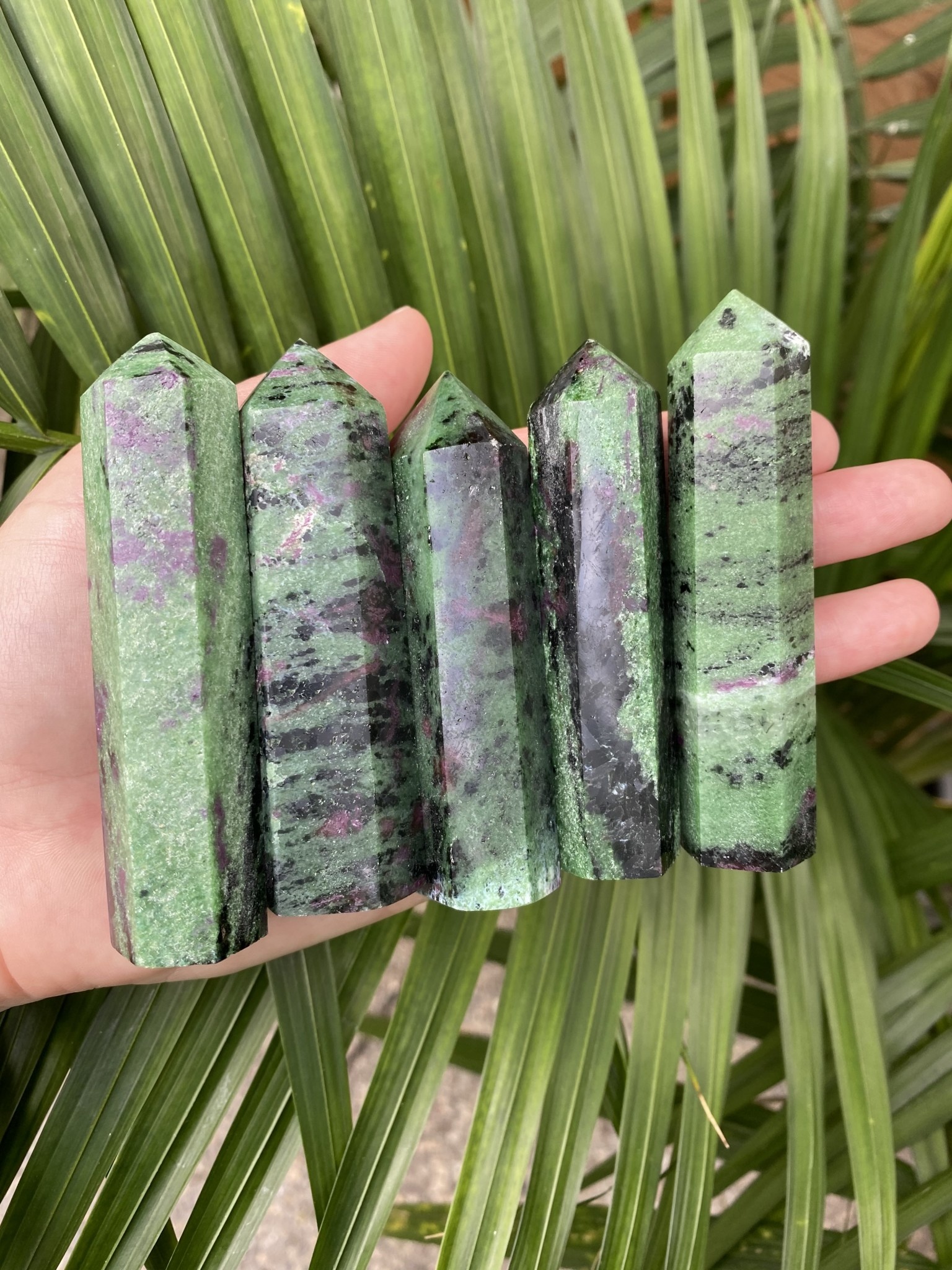 Ruby Zoisite Point, Size Large [75-99gr] - The Raw Rock Shop Inc.