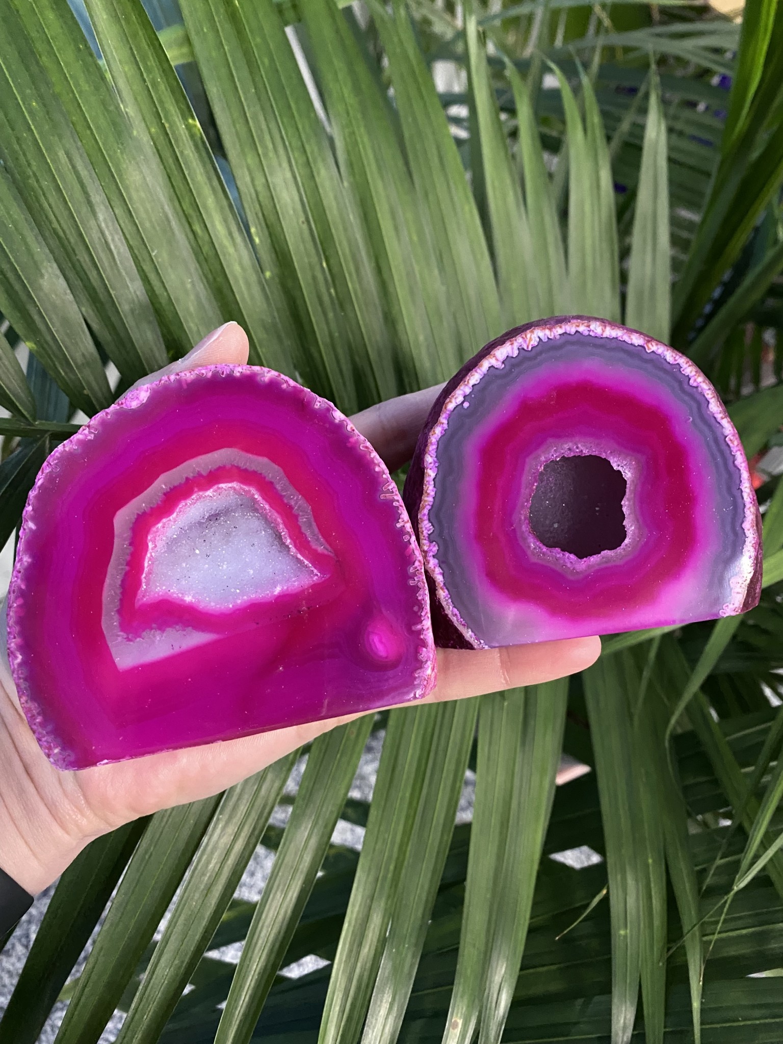 Pink Agate Geode Cut Base Size 5 [400-499gr] - The Raw Rock Shop Inc.