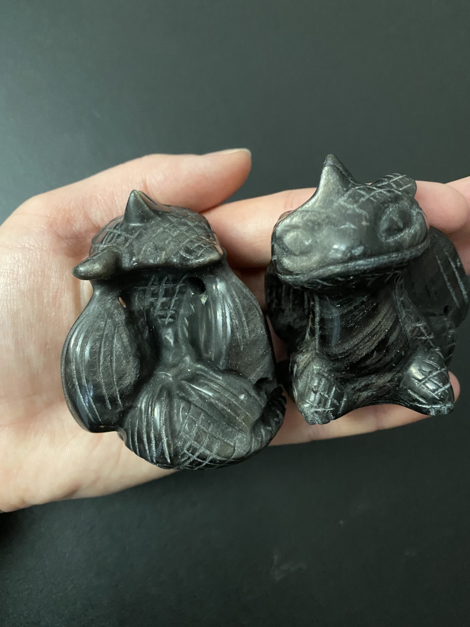 Toothless Carving, Silver Sheen Obsidian Toothless - The Raw Rock Shop Inc.